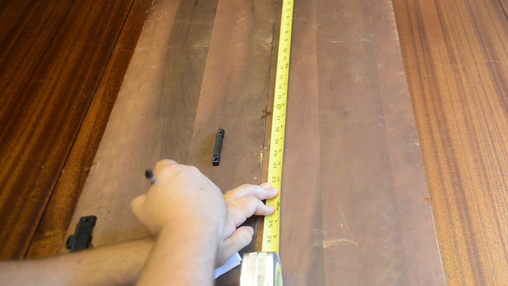 Fix That Annoying Table Leaf! : 4 Steps - Instructables