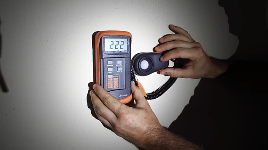 Measureing Lux, Flashlight Beam Distance, Throw, Range, Yards, Meters ...