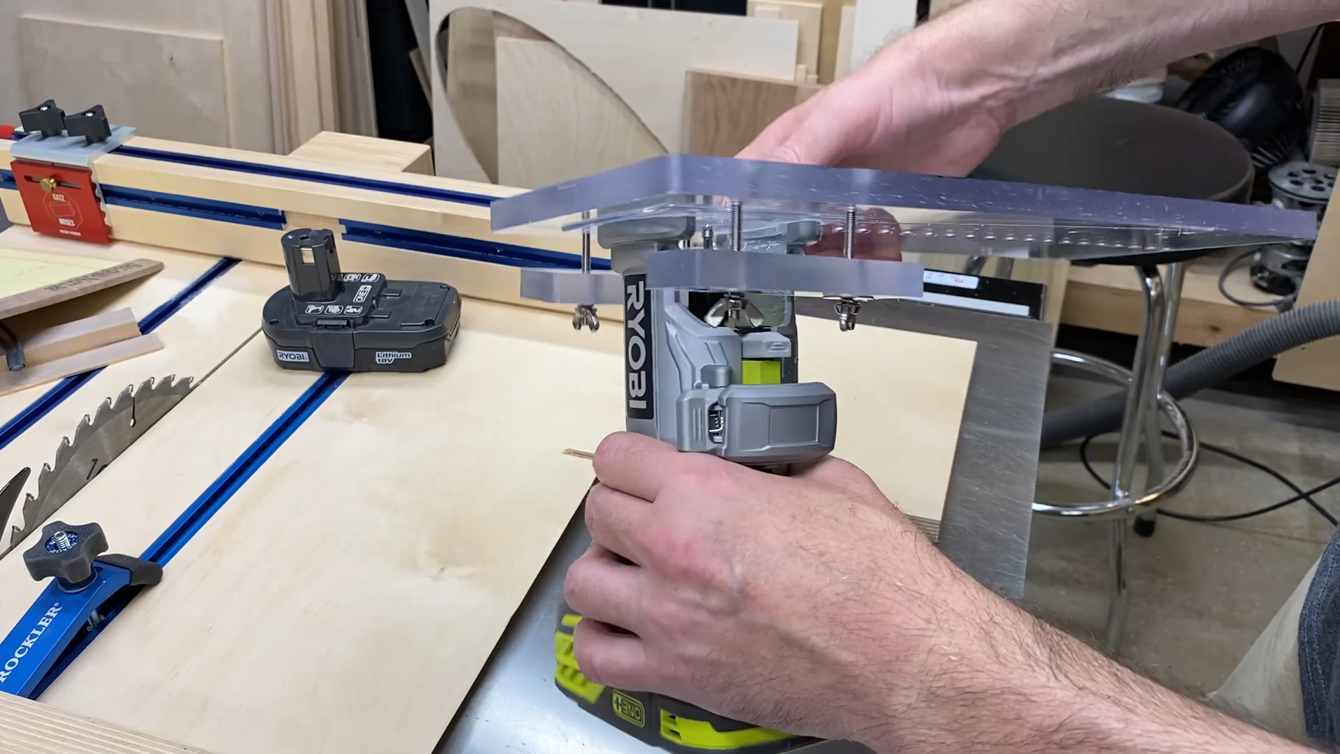 Clear Router Sled and Radius Jig : 6 Steps (with Pictures) - Instructables