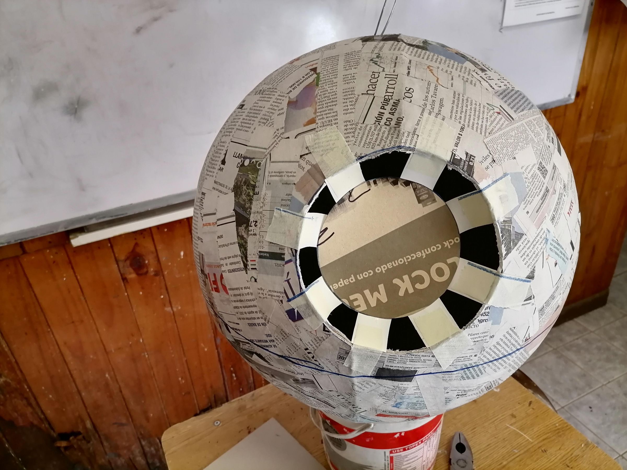 Paper Maché Death Star : 7 Steps (with Pictures) - Instructables