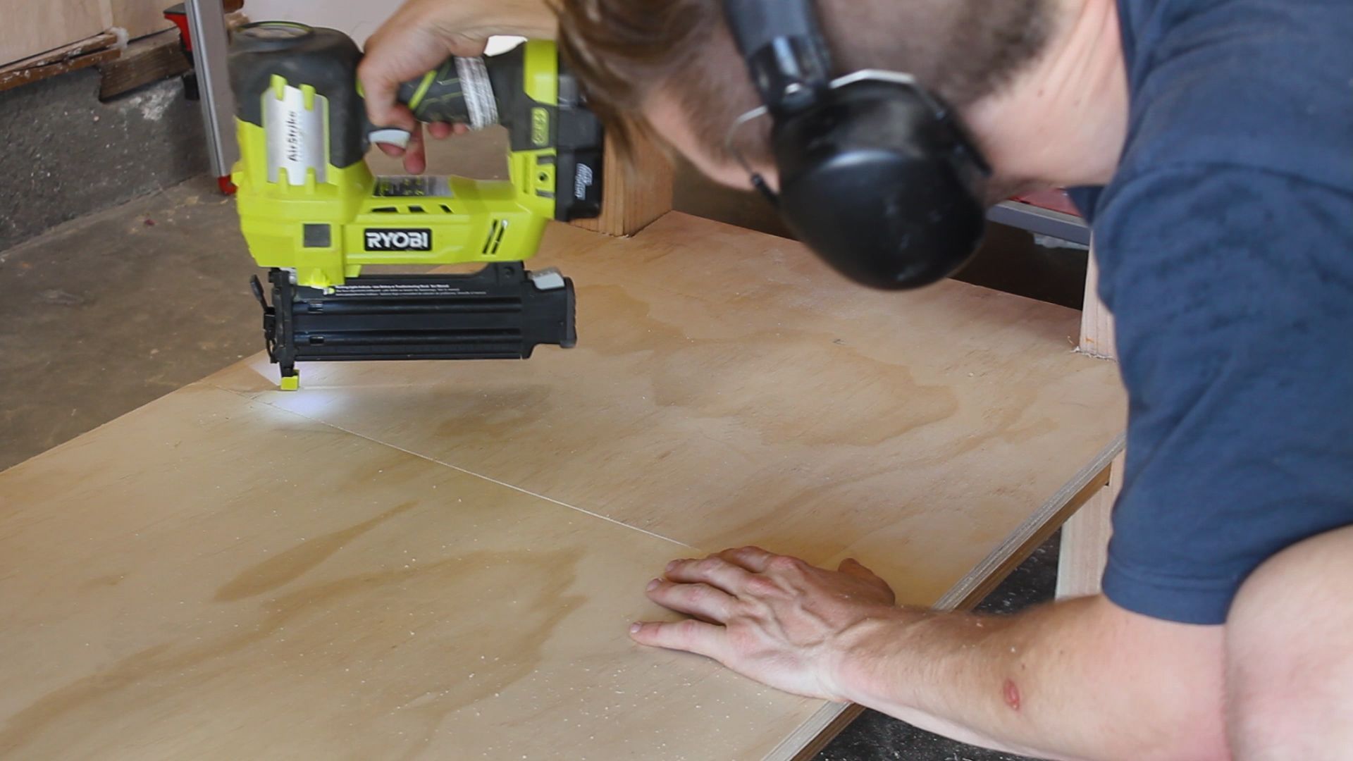 $100 10ft Work Bench/Surface With Storage : 12 Steps (with Pictures ...