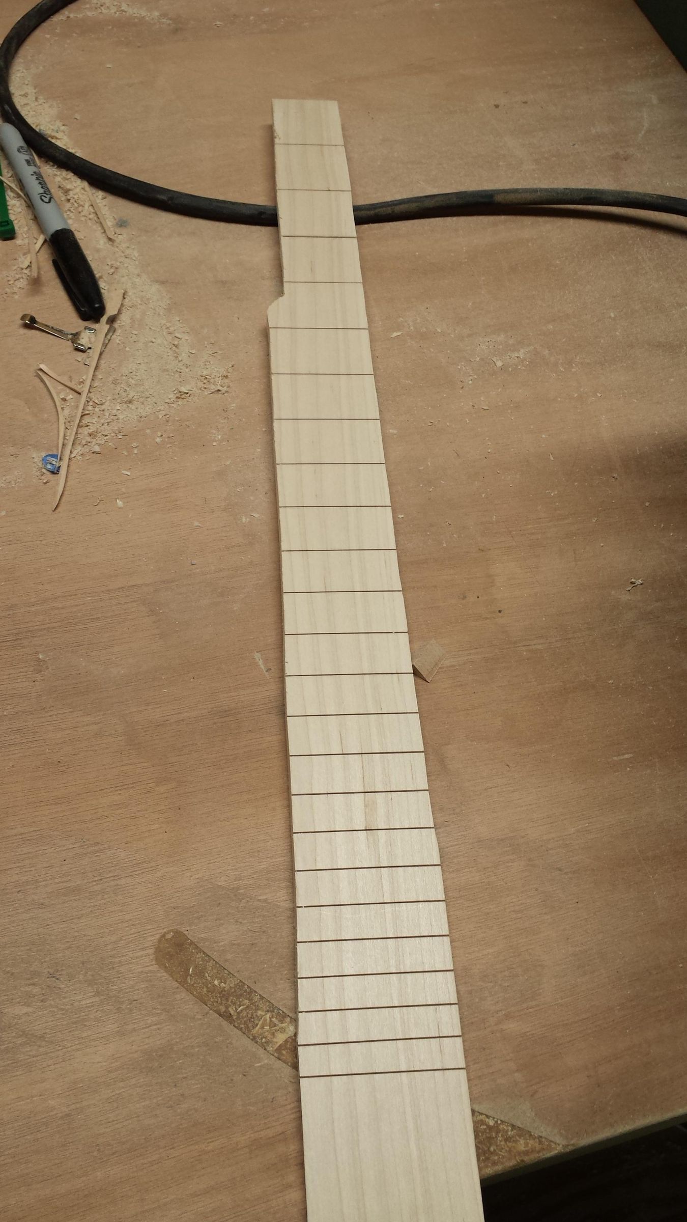 Plywood Bundt Pan Banjo (Bundt-Jo) : 10 Steps (with Pictures ...