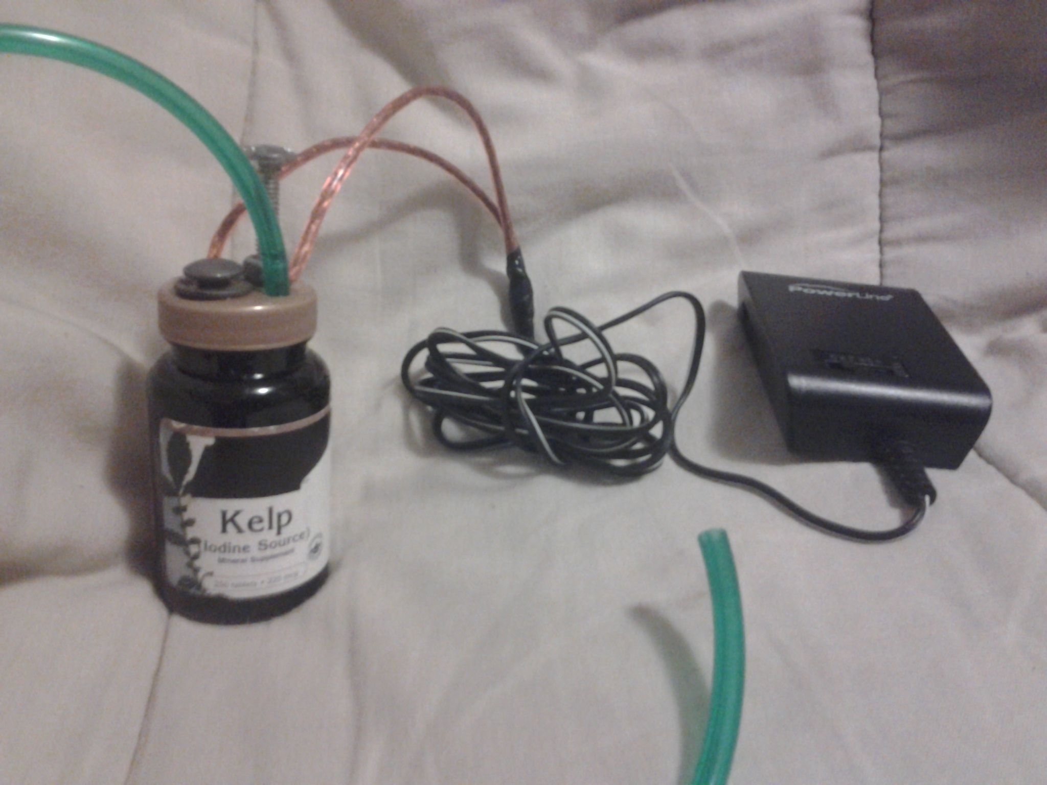 Simple Mini HHO Generator! : 6 Steps - Instructables