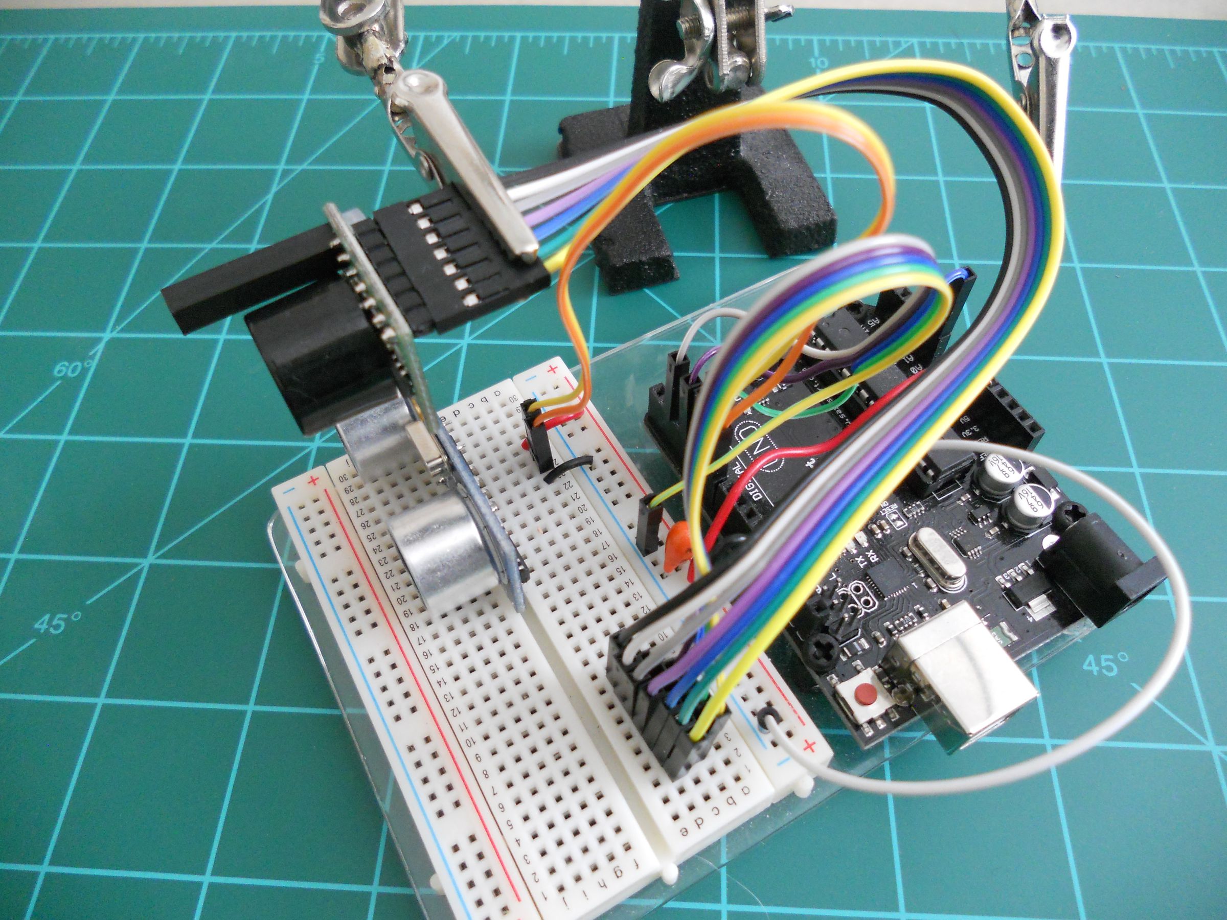 Comparing LV-MaxSonar-EZ and HC-SR04 Sonar Range Finders With Arduino ...
