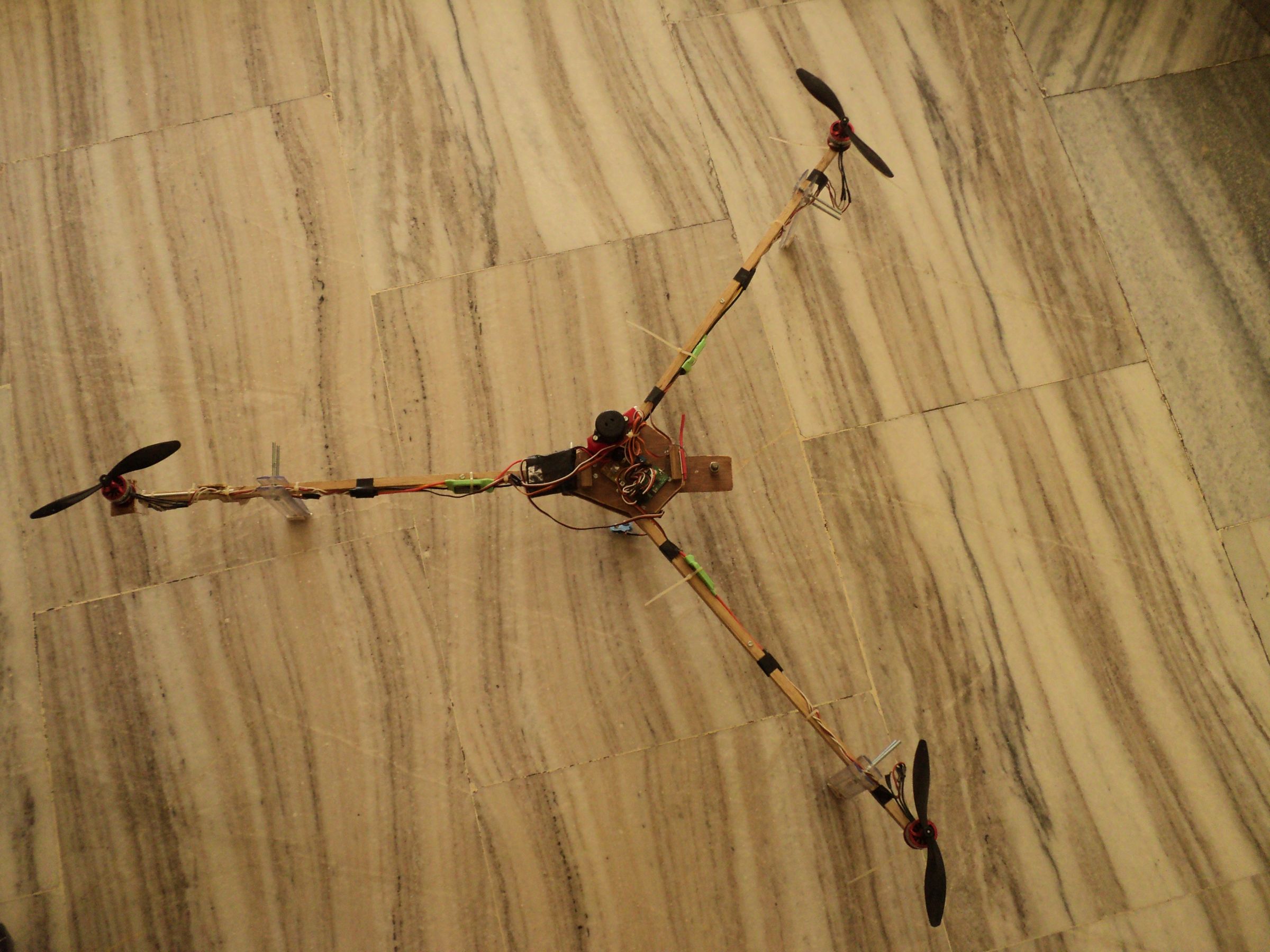 MAKE YOUR OWN TRICOPTER! : 8 Steps - Instructables