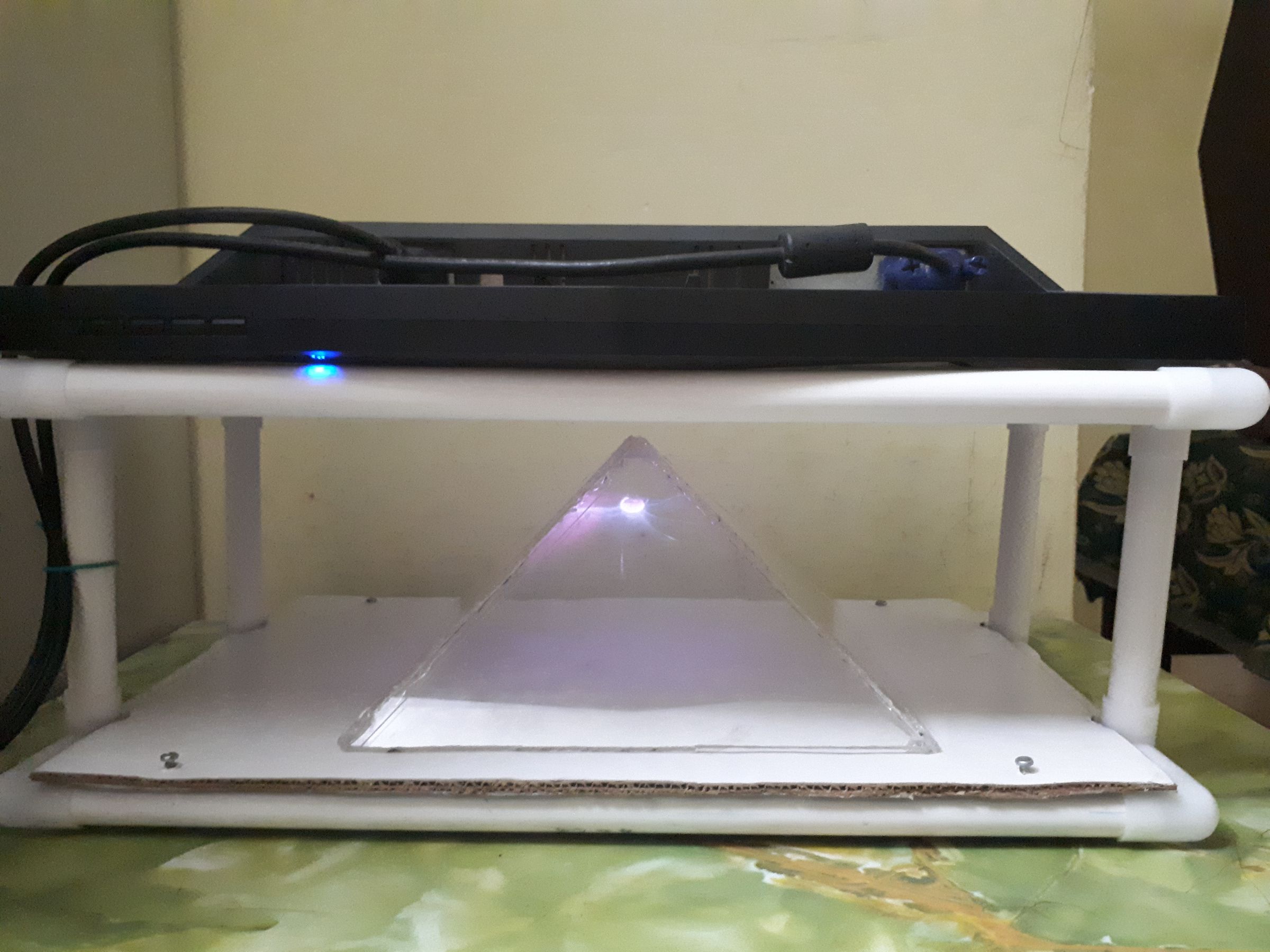 Unity Multiplayer 3D Hologram Game and Hologram Projector for PC : 16 ...