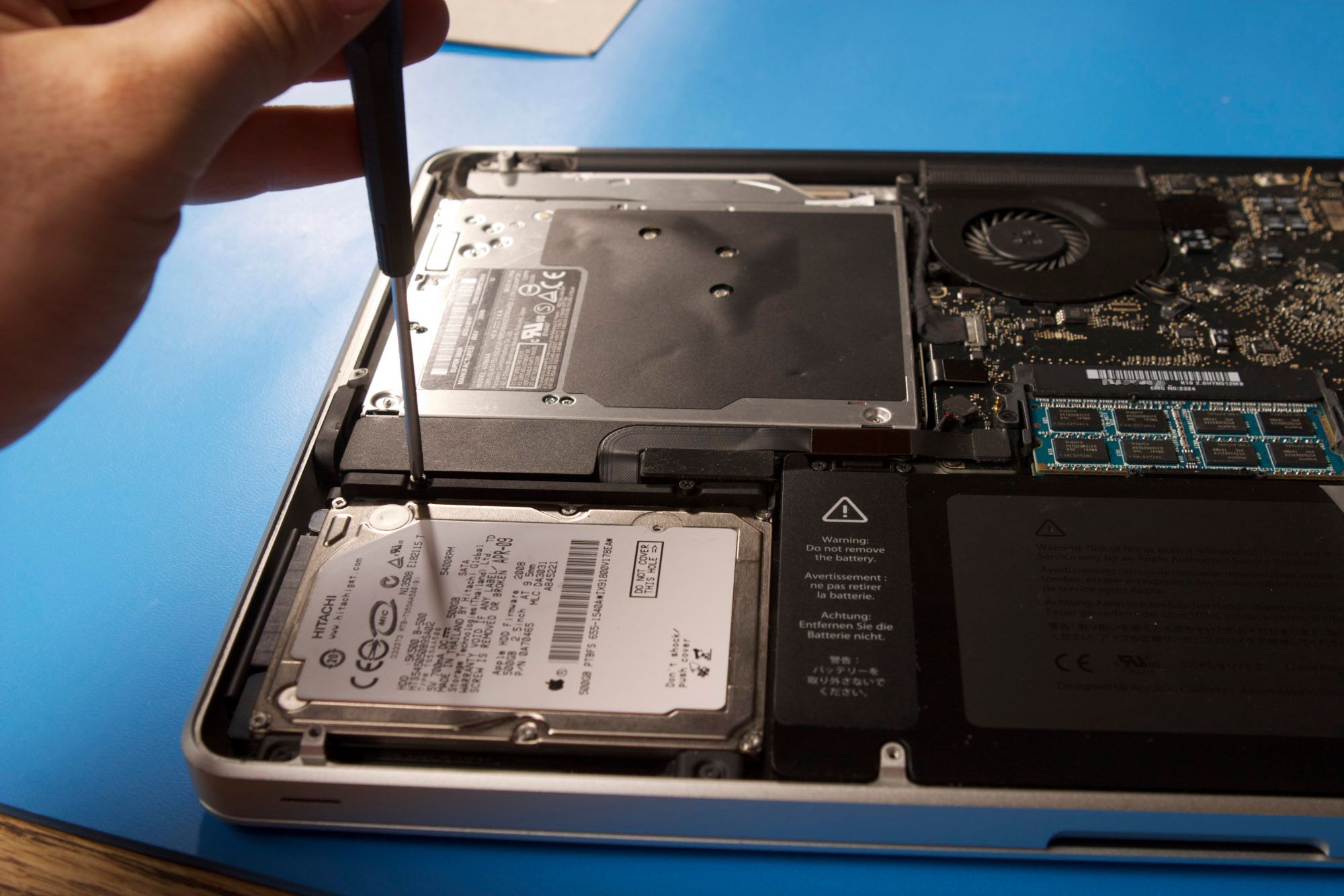 Installing SSD (Solid State Drive) in Your MacBook Pro 13" or 15 ...