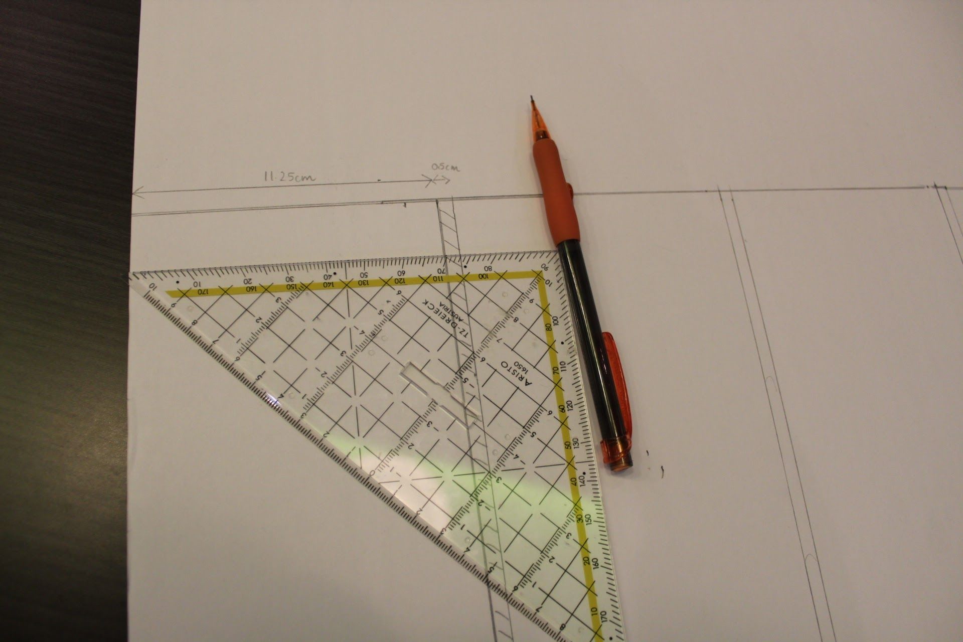 Build a Moving TARS Robot From Interstellar : 22 Steps (with Pictures ...