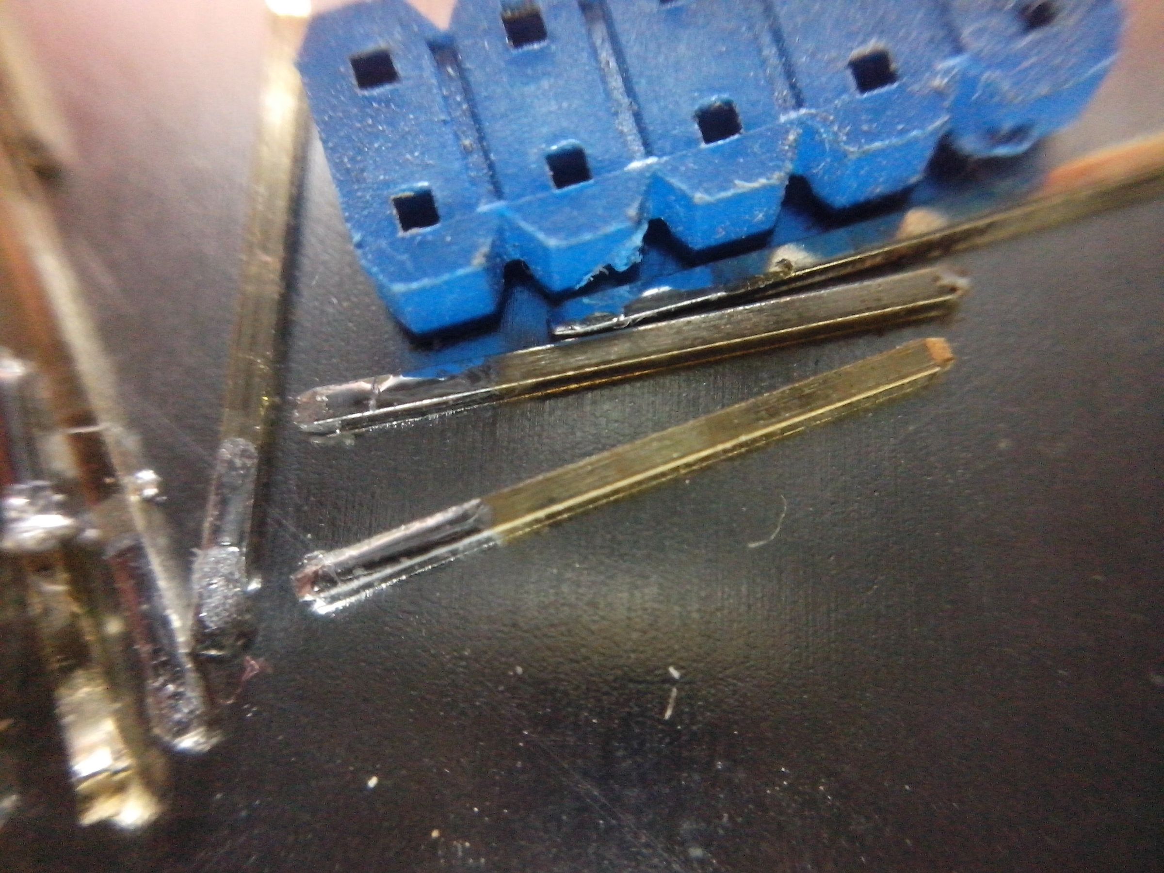 DIY Arduino and Breadboard Jumper Cables From Scrap Electronics : 6 ...