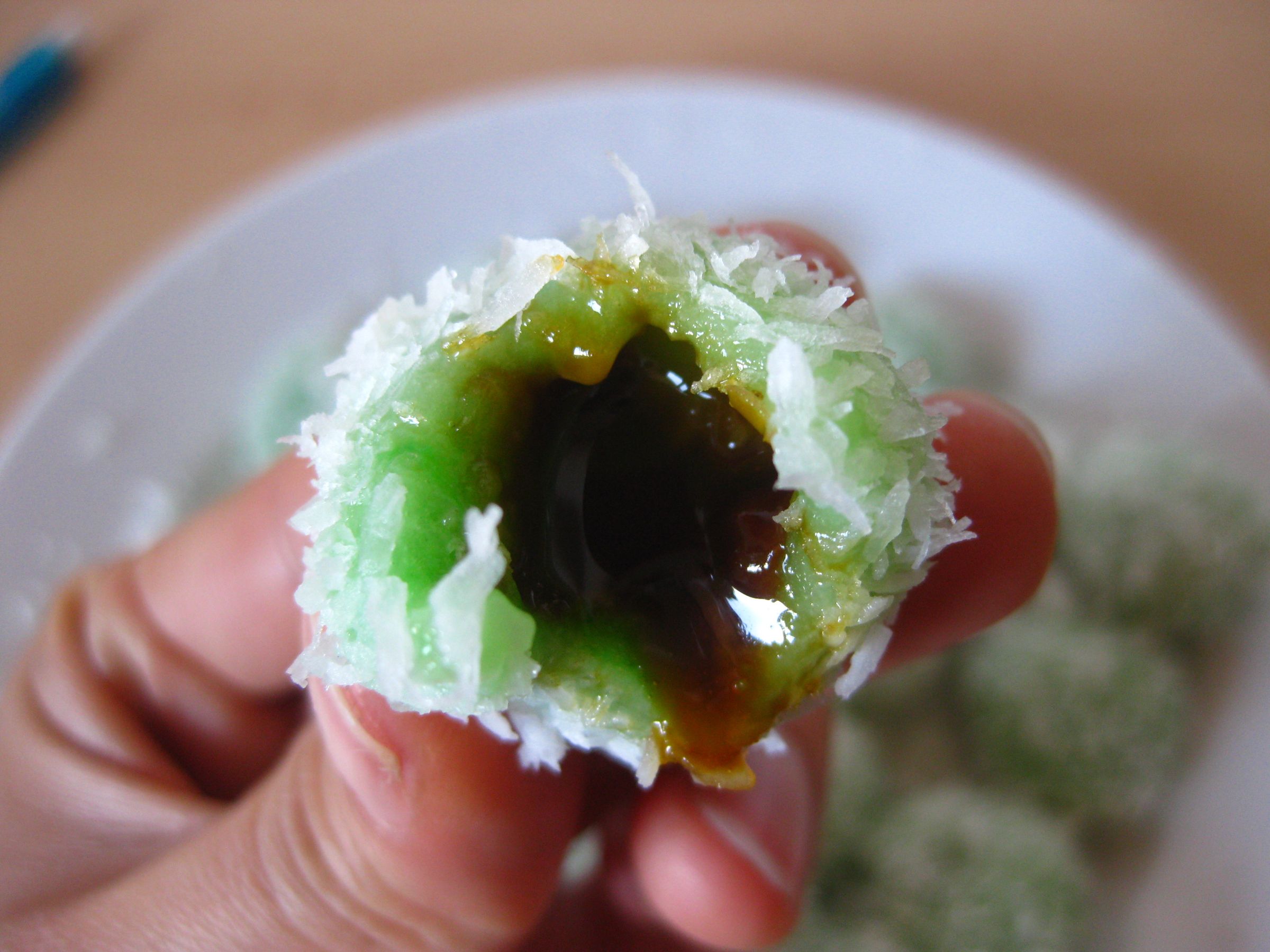 Malaysia's Onde-onde : 6 Steps (with Pictures) - Instructables