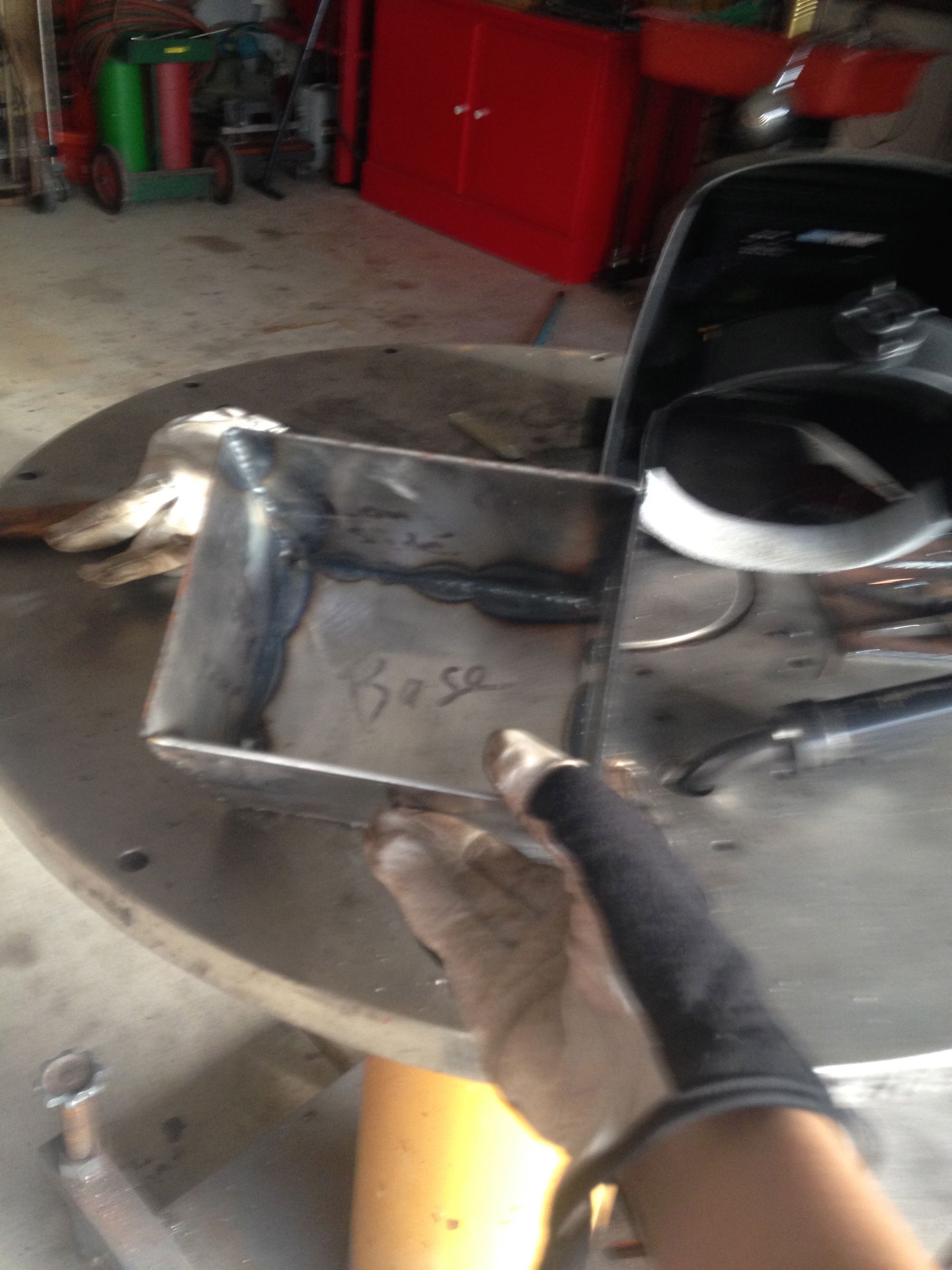 How to MIG Weld a Box : 7 Steps - Instructables