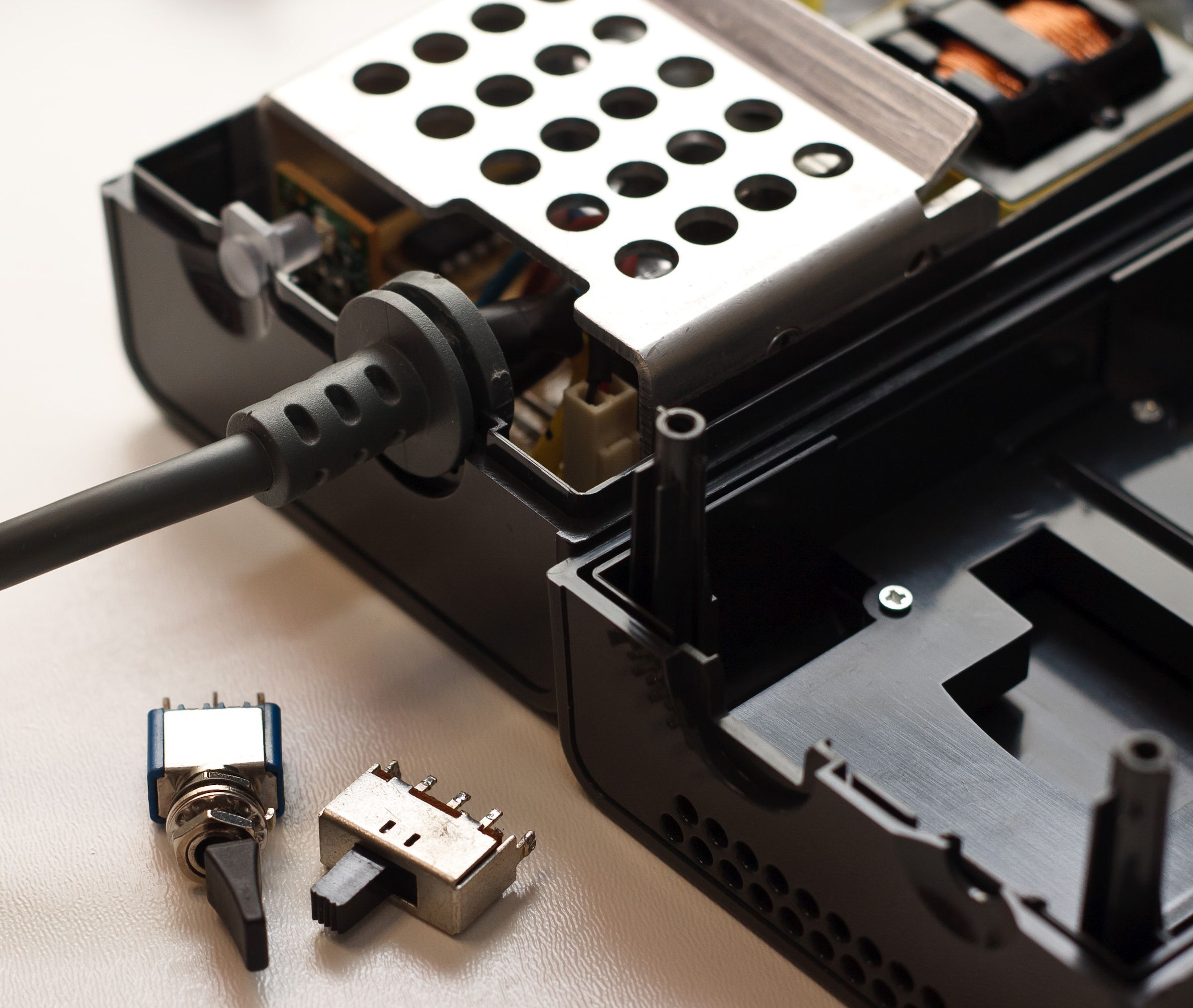 Modified "Brick" Power Supply : 14 Steps (with Pictures) - Instructables