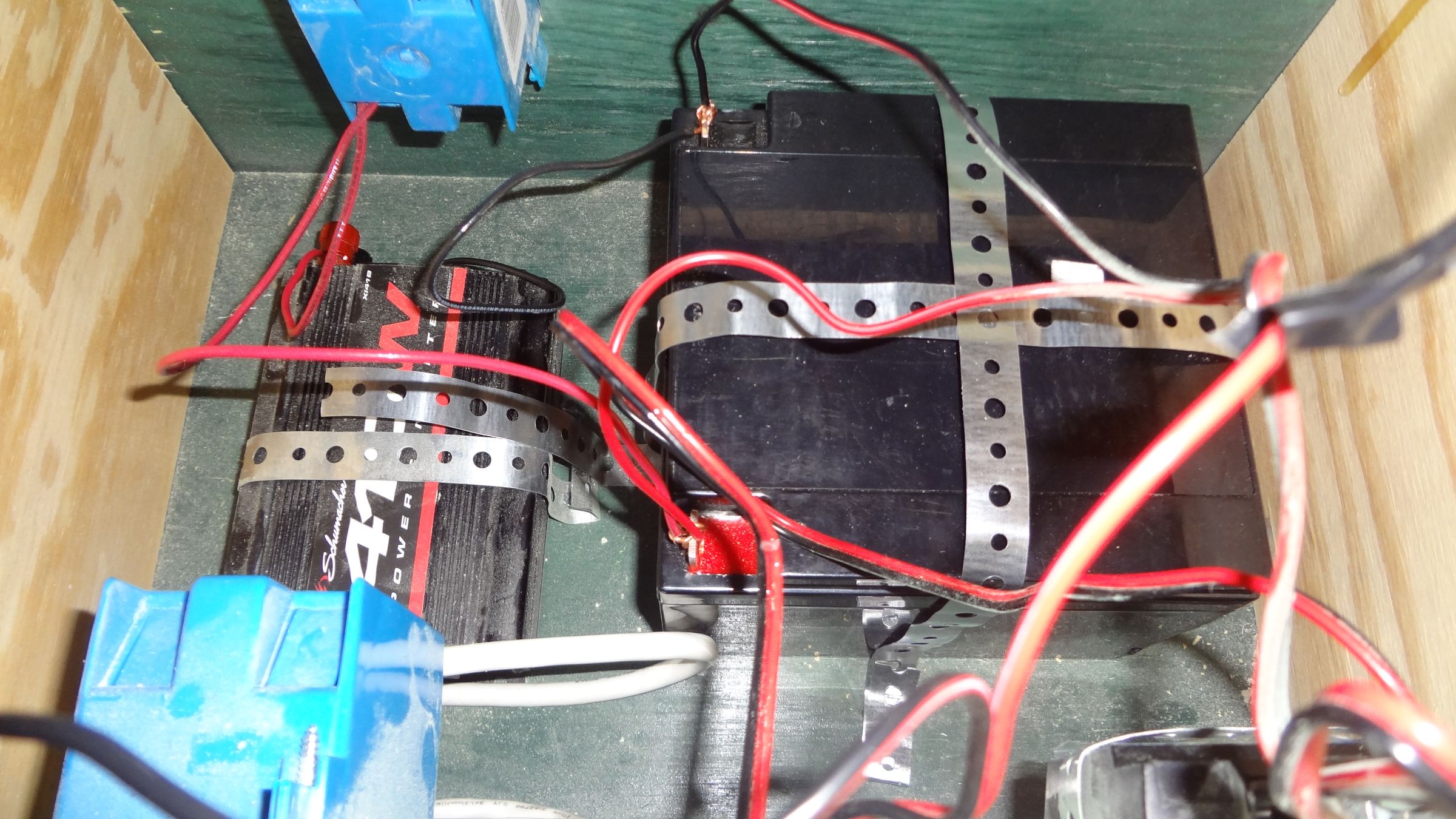 Portable Solar Powered Outlet : 13 Steps (with Pictures) - Instructables