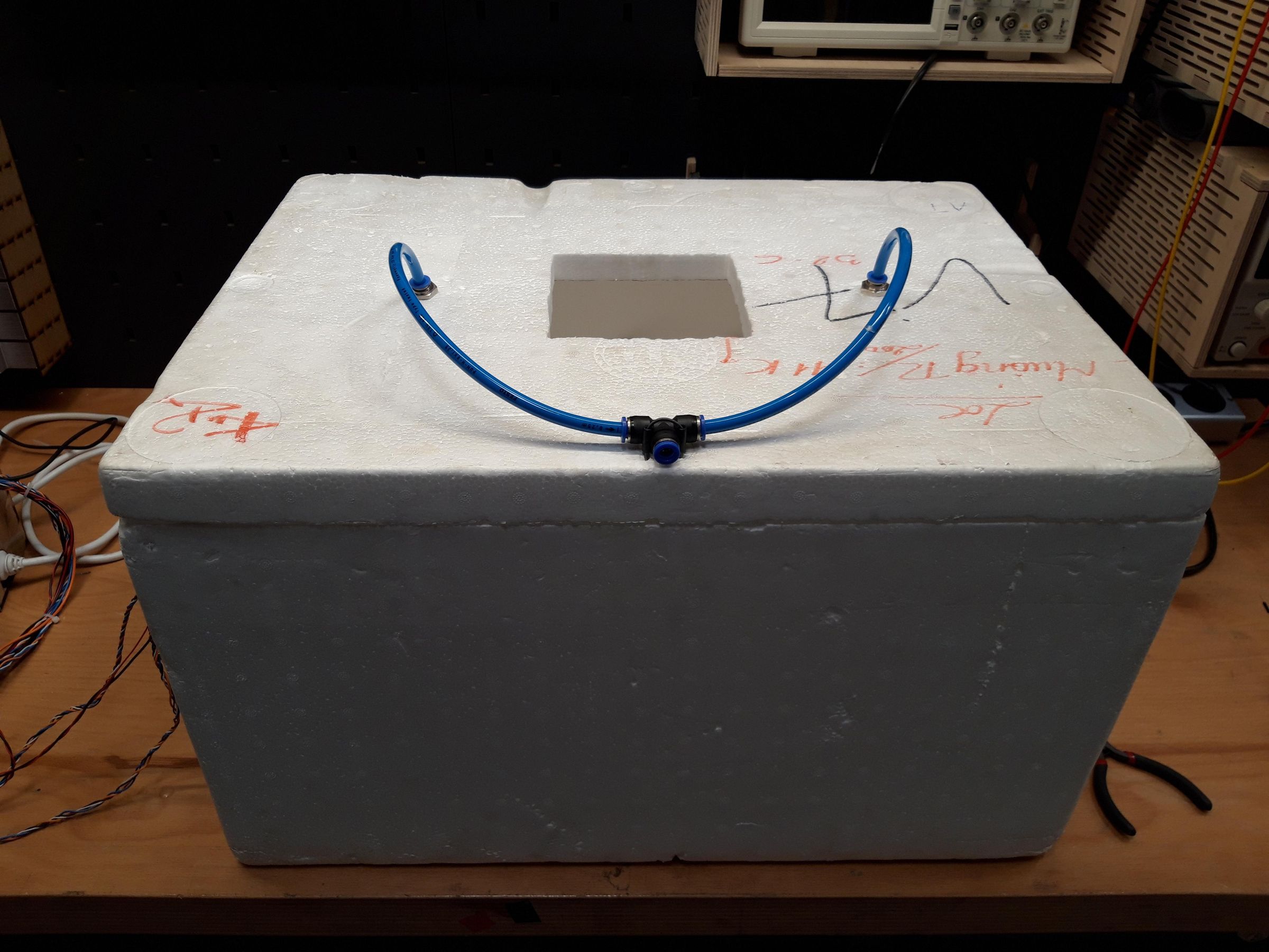 Mushroom Climate Box : 7 Steps (with Pictures) - Instructables
