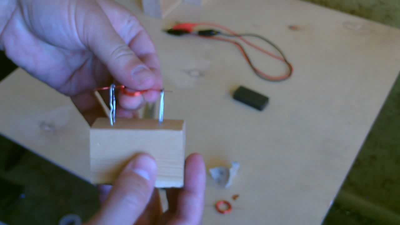 Homemade DC Motor! - How to Make a Simple DC Motor! - Simple DIY ...