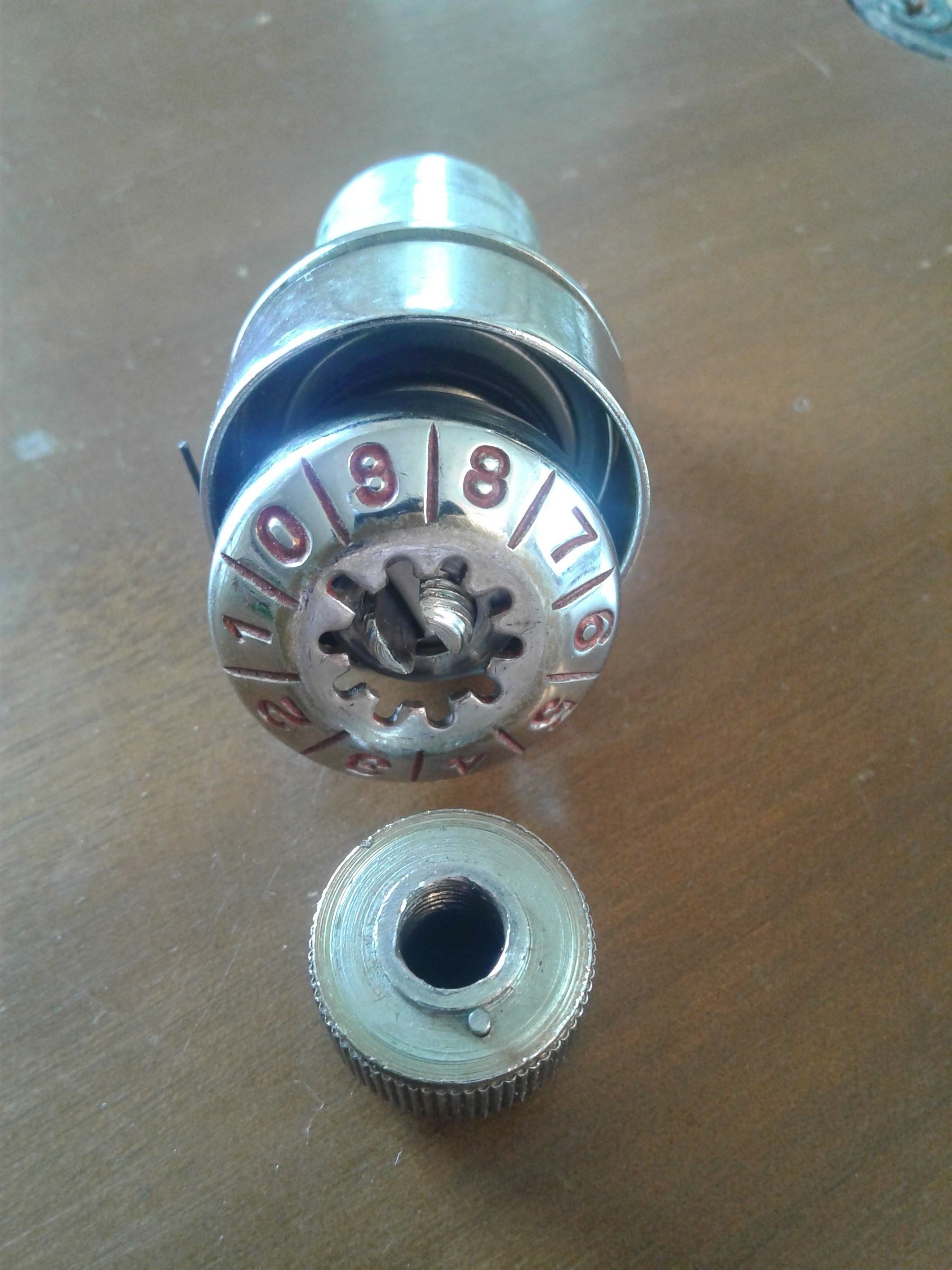 Sewing Machine Upper Tension Regulator Overhaul : 5 Steps - Instructables