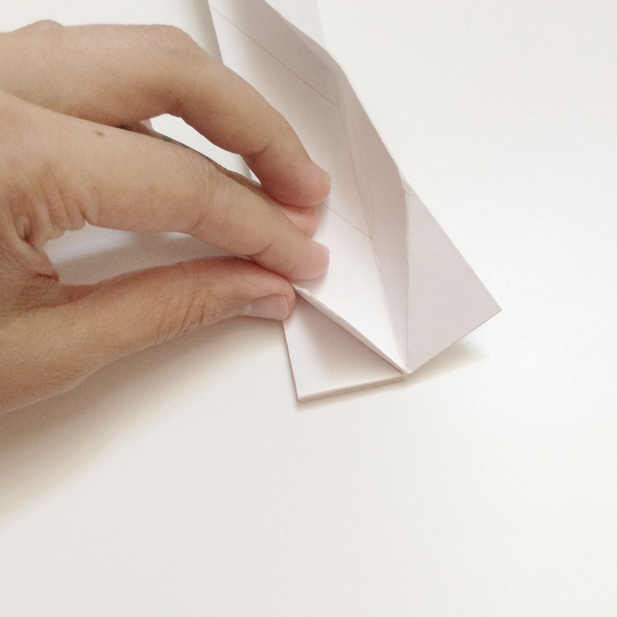 Paper Mold Origami Fabrics 2 - V Grid : 9 Steps - Instructables