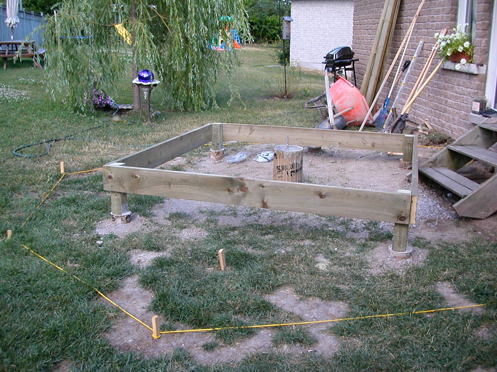How to Build an Octagonal Deck : 24 Steps (with Pictures) - Instructables
