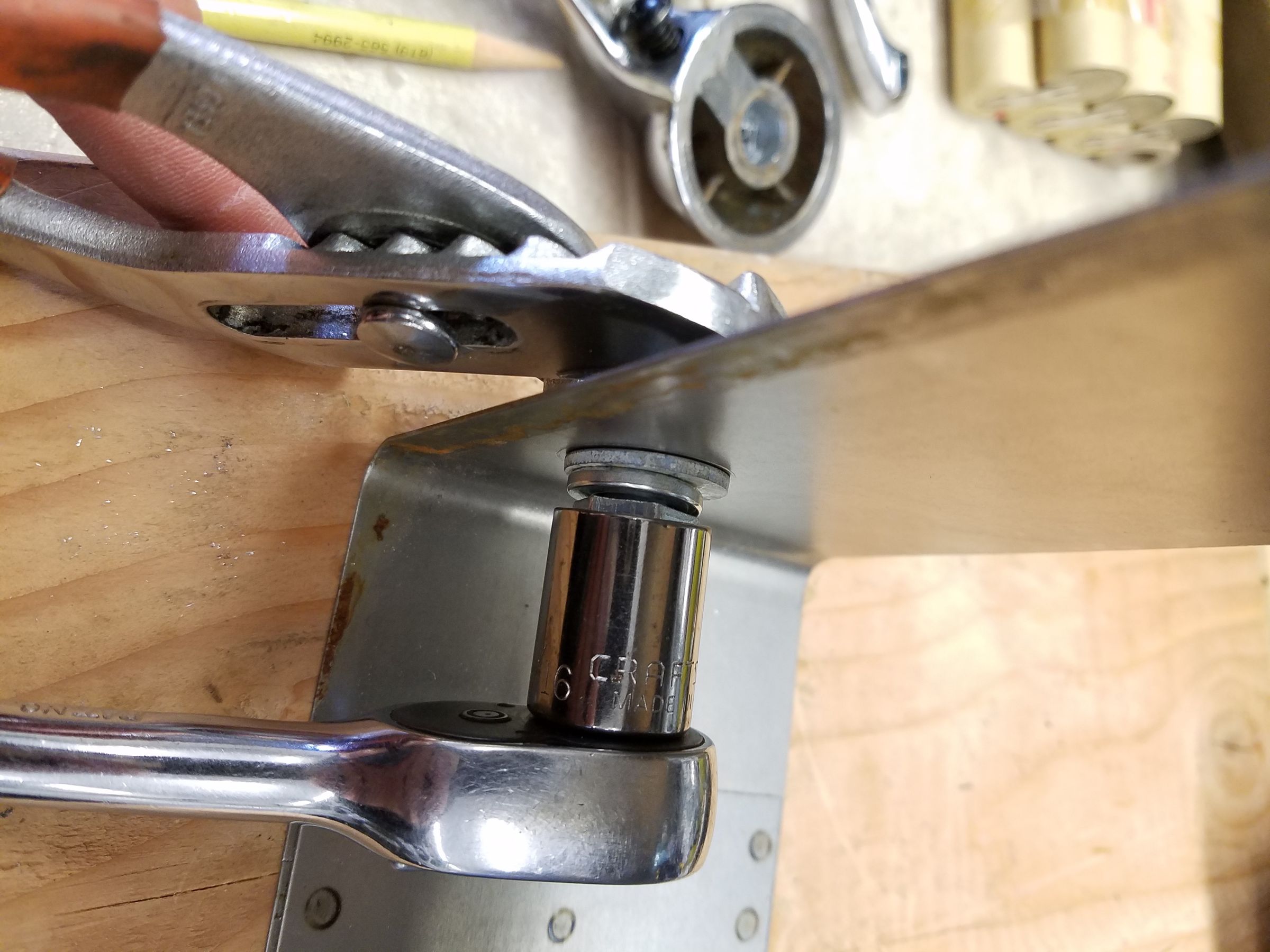 Making a Junkbot : 10 Steps (with Pictures) - Instructables