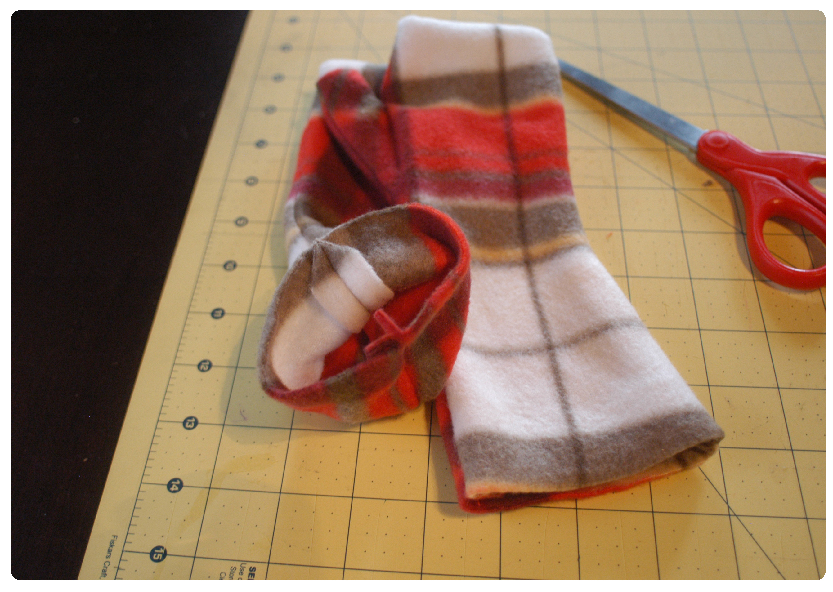 Simple Fingerless Gloves & Arm Warmers With Patterns : 4 Steps (with ...