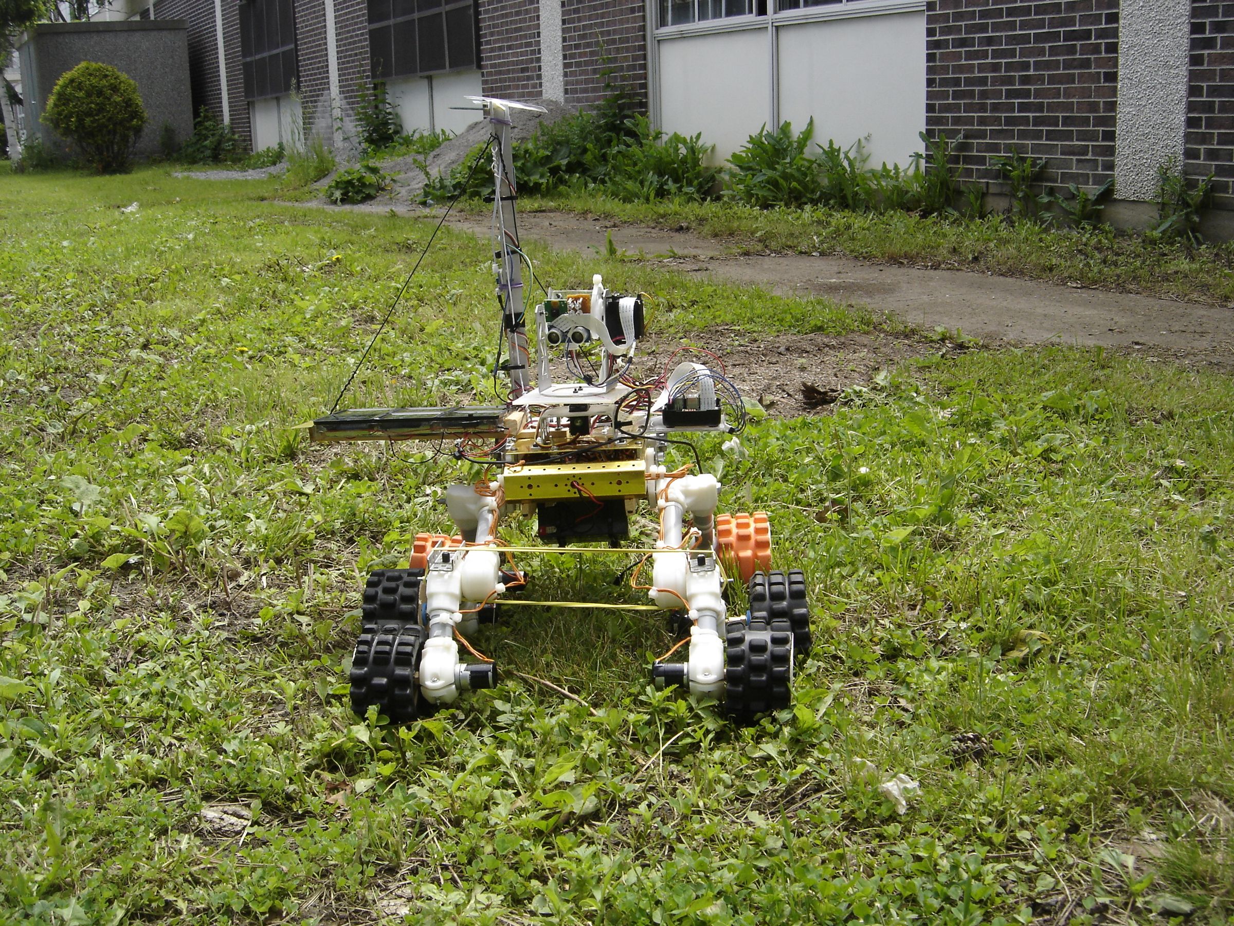 Ideas for Your Own (Backyard) Mars Rover : 14 Steps (with Pictures ...