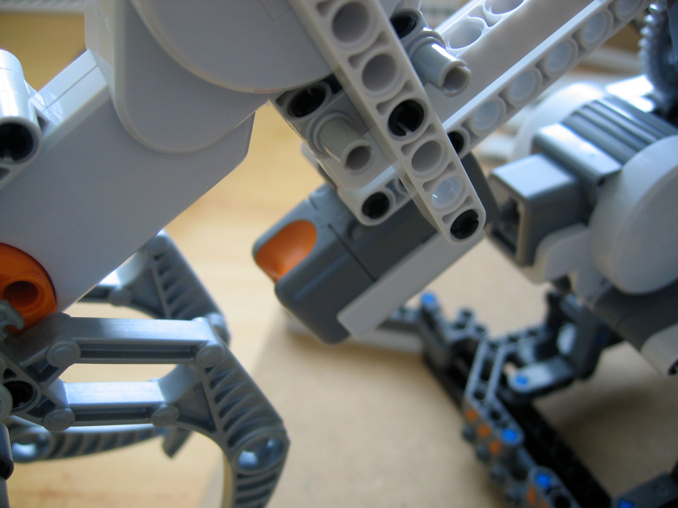 How to Build a Simple Robotic Arm From Lego Mindstorms NXT? : 9 Steps ...