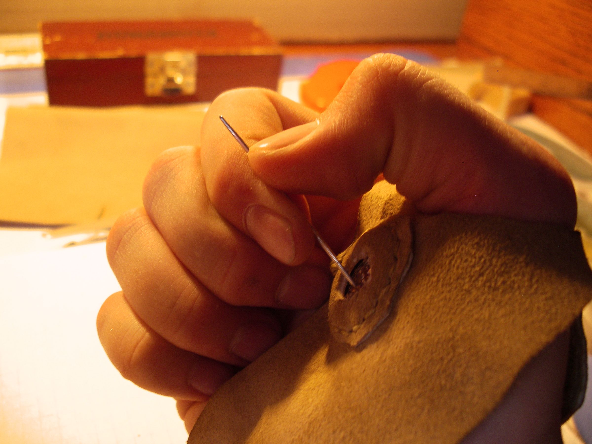 Sailmakers Palm, How to Make One. : 5 Steps (with Pictures) - Instructables