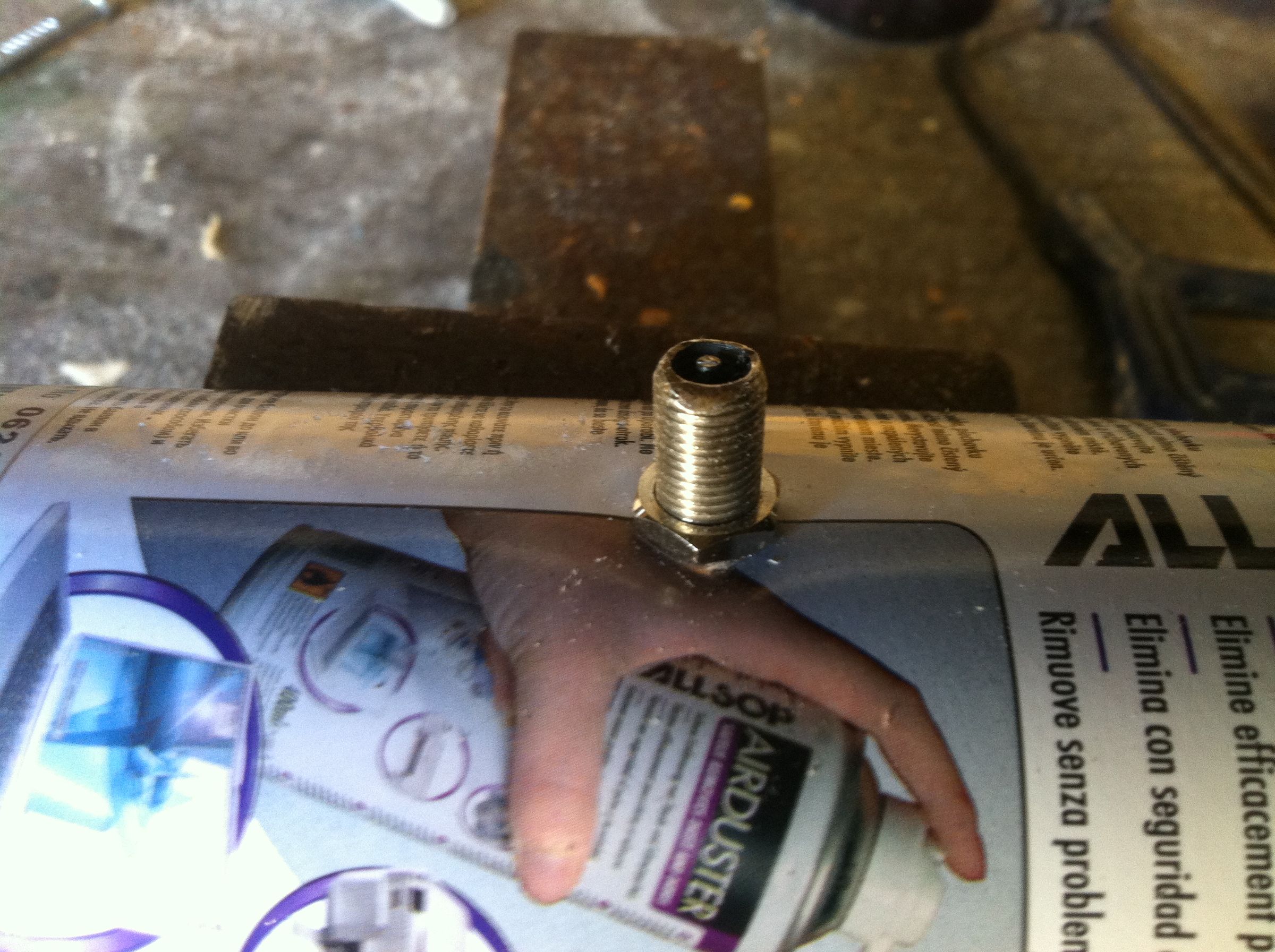 Refillable Air Can : 4 Steps - Instructables