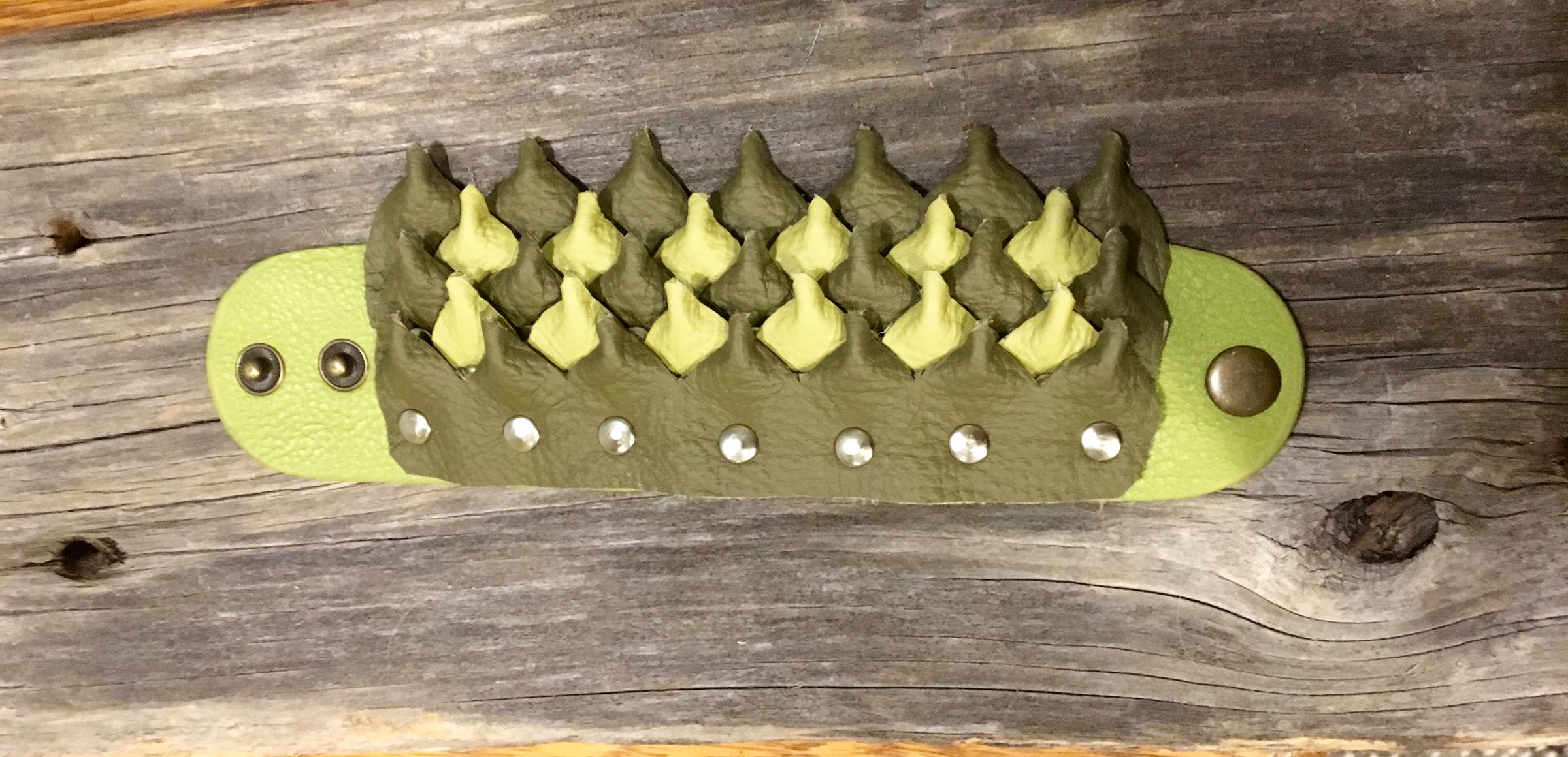 Leather Mini Dragon Scale Bracelet : 9 Steps (with Pictures ...