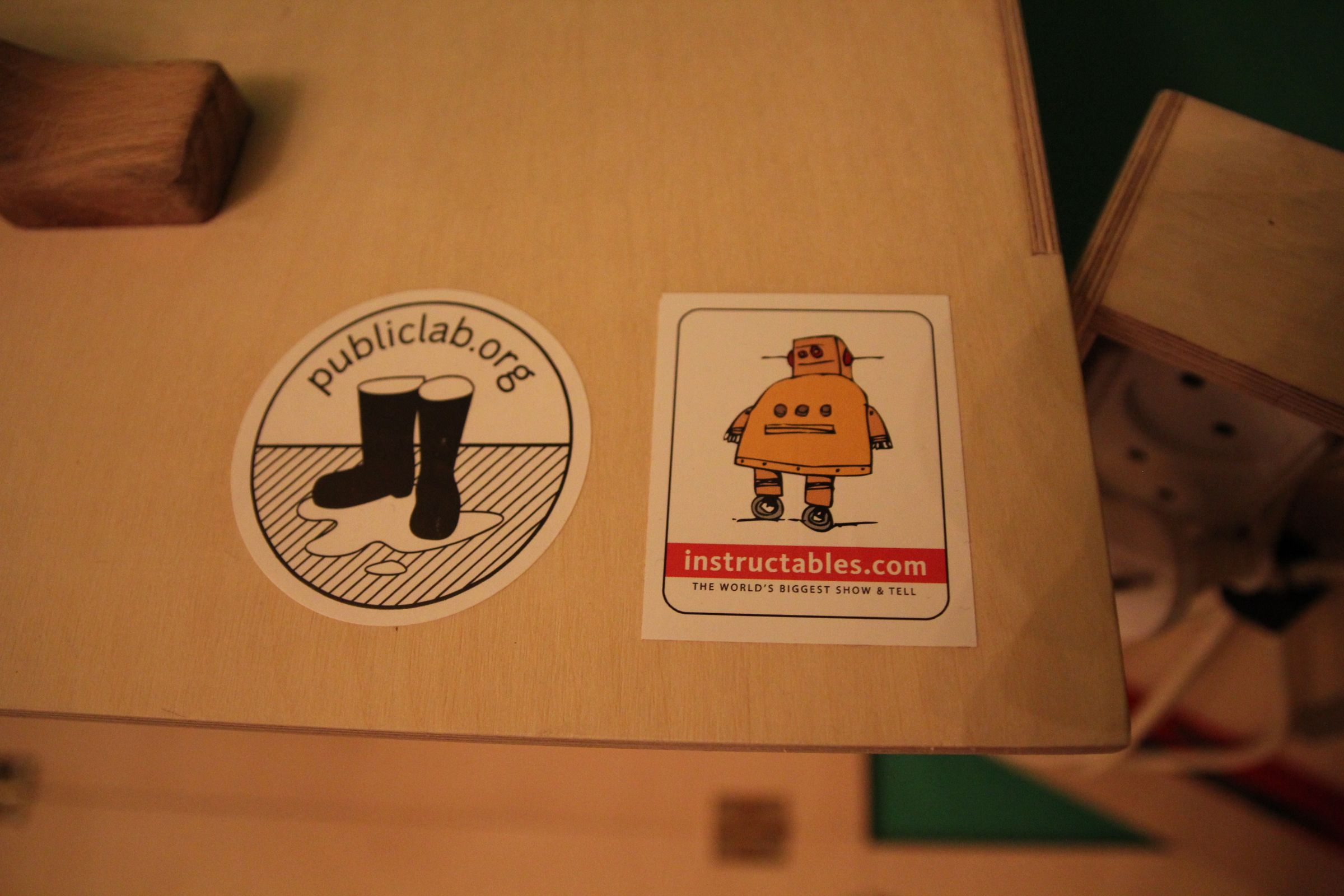 Make a Portable Workstation : 14 Steps (with Pictures) - Instructables