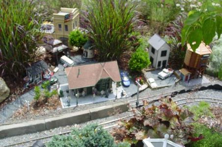 My Backyard Garden Railway (with Pictures) - Instructables