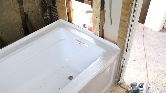 How to Install a Bathtub (make It ROCK SOLID) : 16 Steps (with Pictures ...