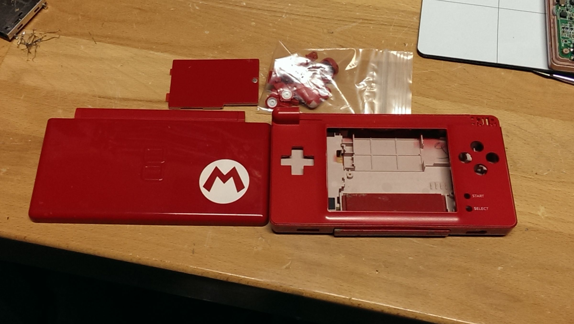 How to Fix a Broken Ds Lite : 16 Steps - Instructables
