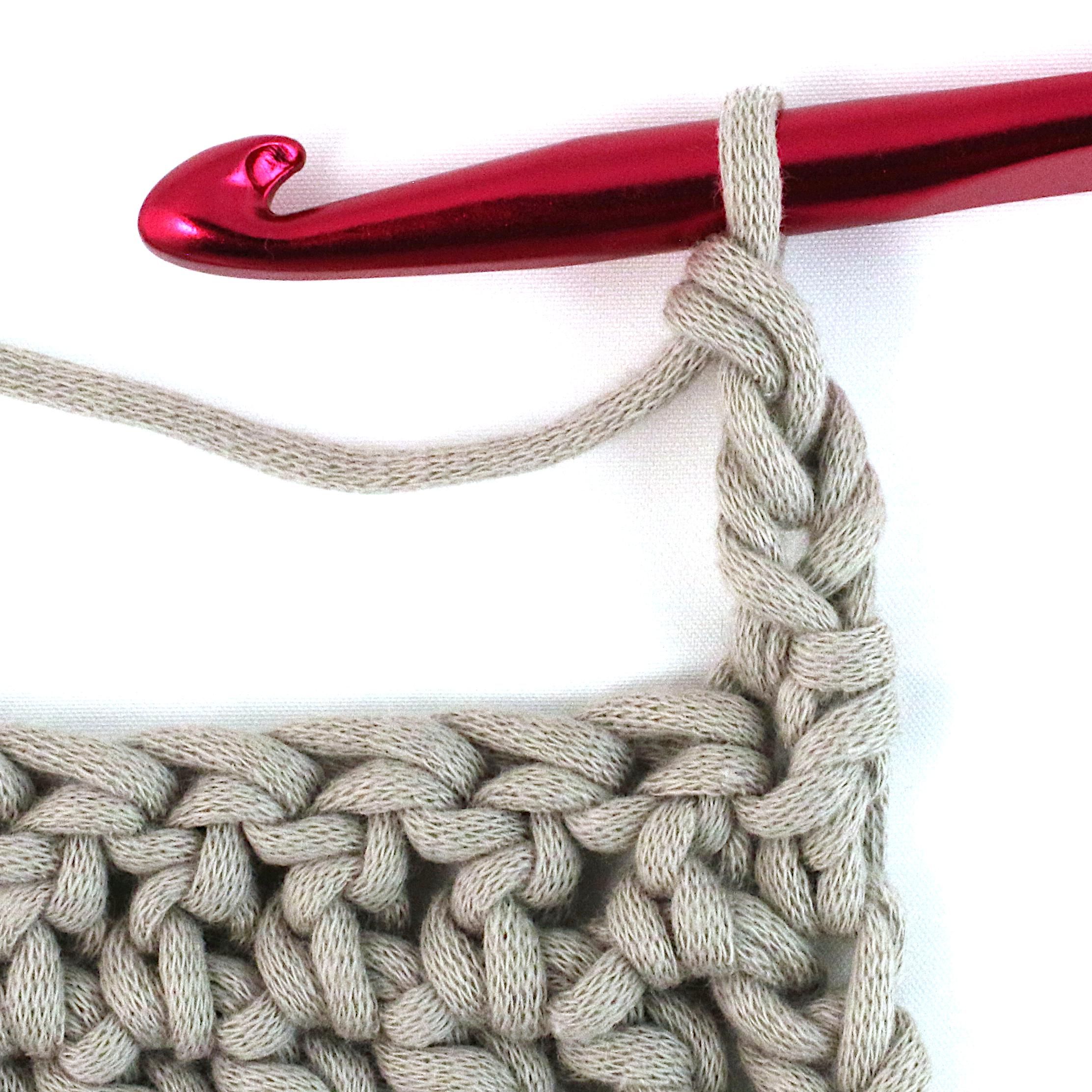 Crochet Turning Chain Alternatives : 5 Steps (with Pictures ...