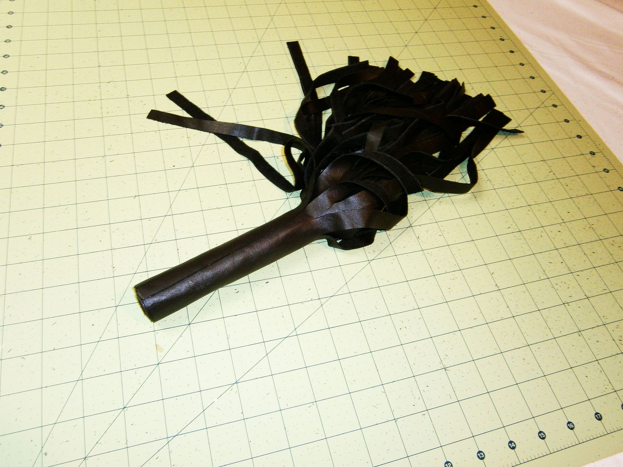 Leather Whip : 11 Steps (with Pictures) - Instructables