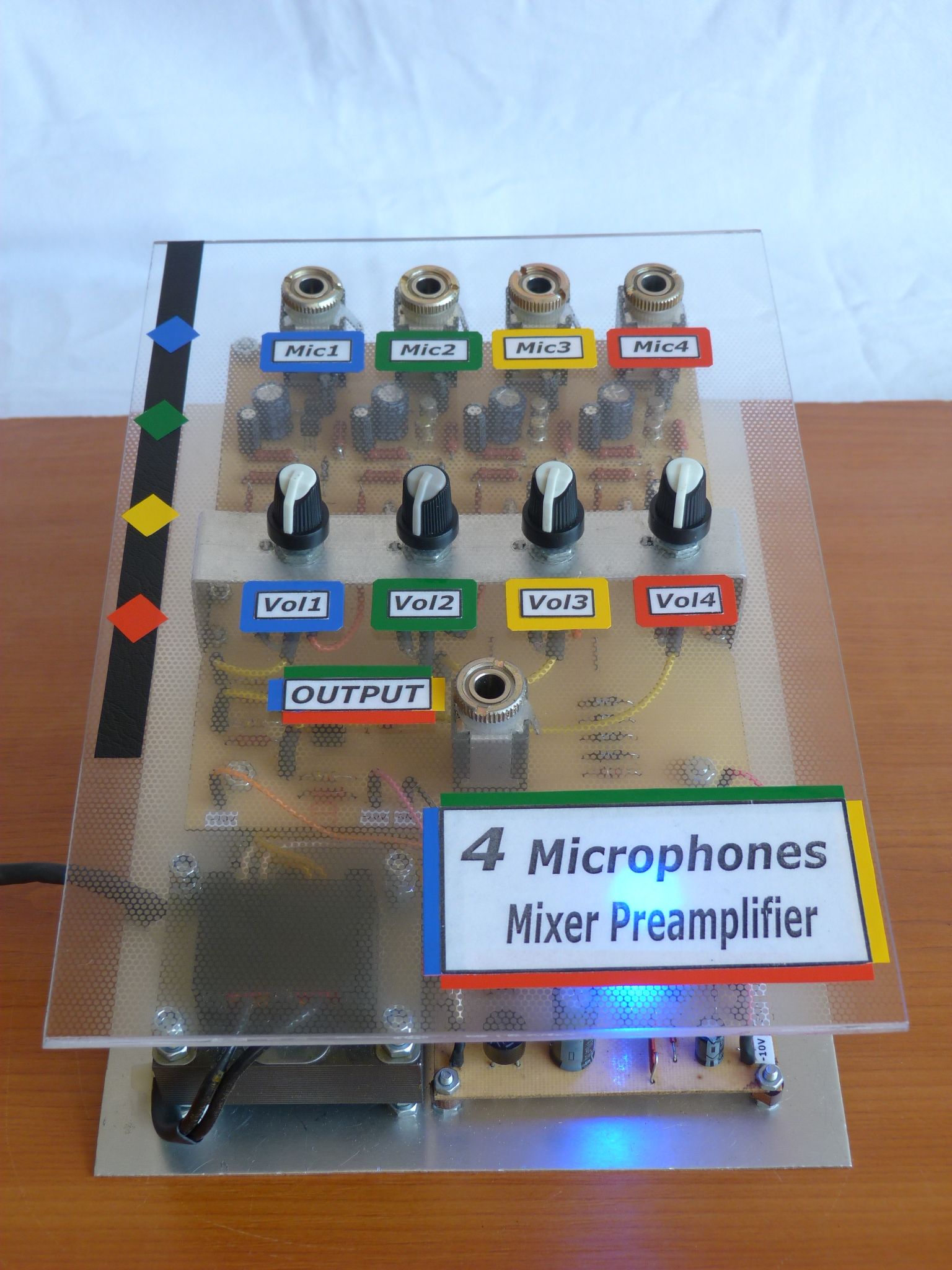 4 Microphones Mixer Preamplifier : 6 Steps (with Pictures) - Instructables