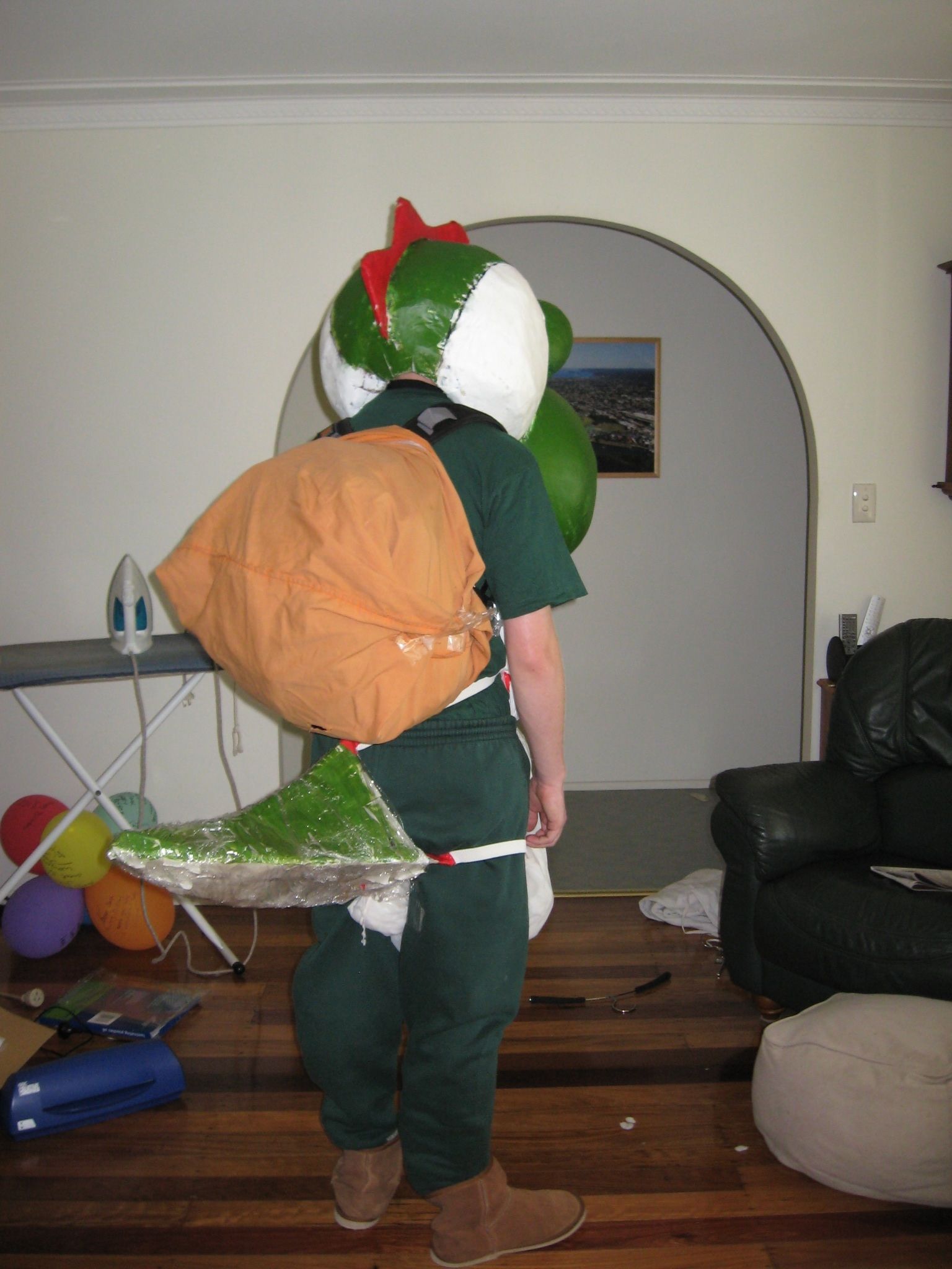 How to Make a Yoshi Costume : 12 Steps (with Pictures) - Instructables