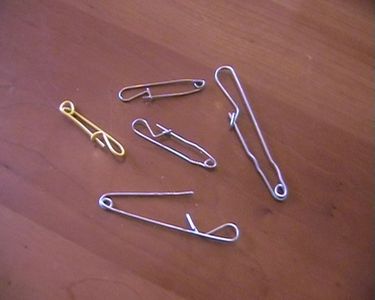 Make a Safety Pin From a Paperclip! (with Pictures) - Instructables