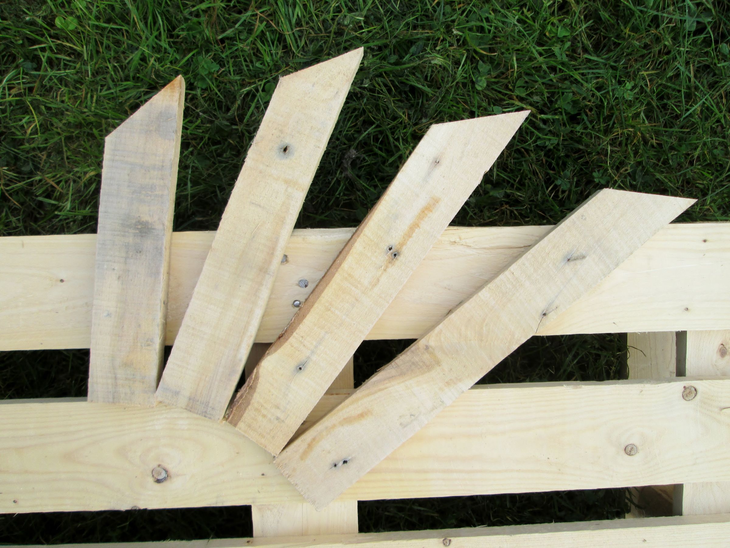 The Rabbit Stick Hunter : 4 Steps (with Pictures) - Instructables