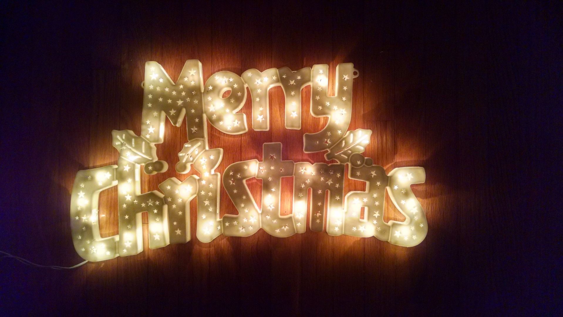 Control Your Lights Through a Webpage! : 5 Steps - Instructables