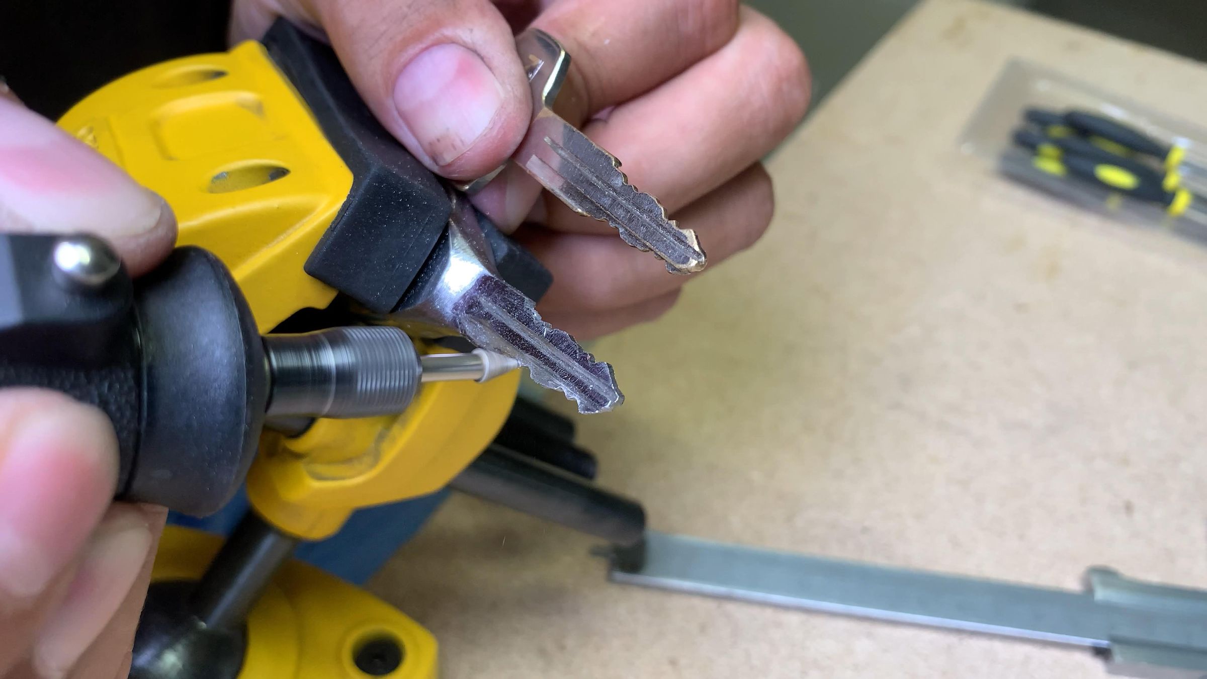 A Car Key Made From a Ratcheting Wrench : 7 Steps (with Pictures ...
