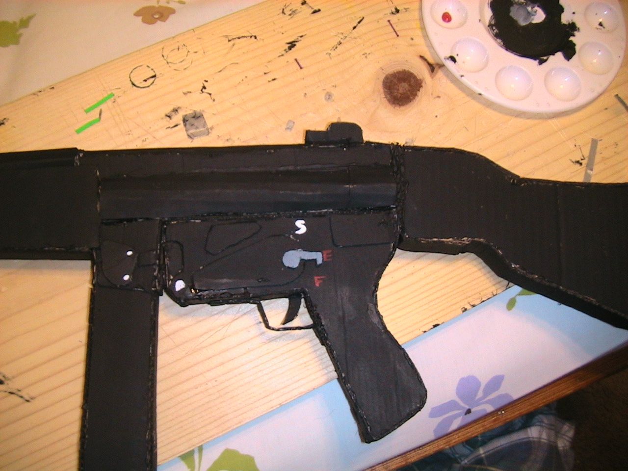 Cardboard MP5 - Instructables