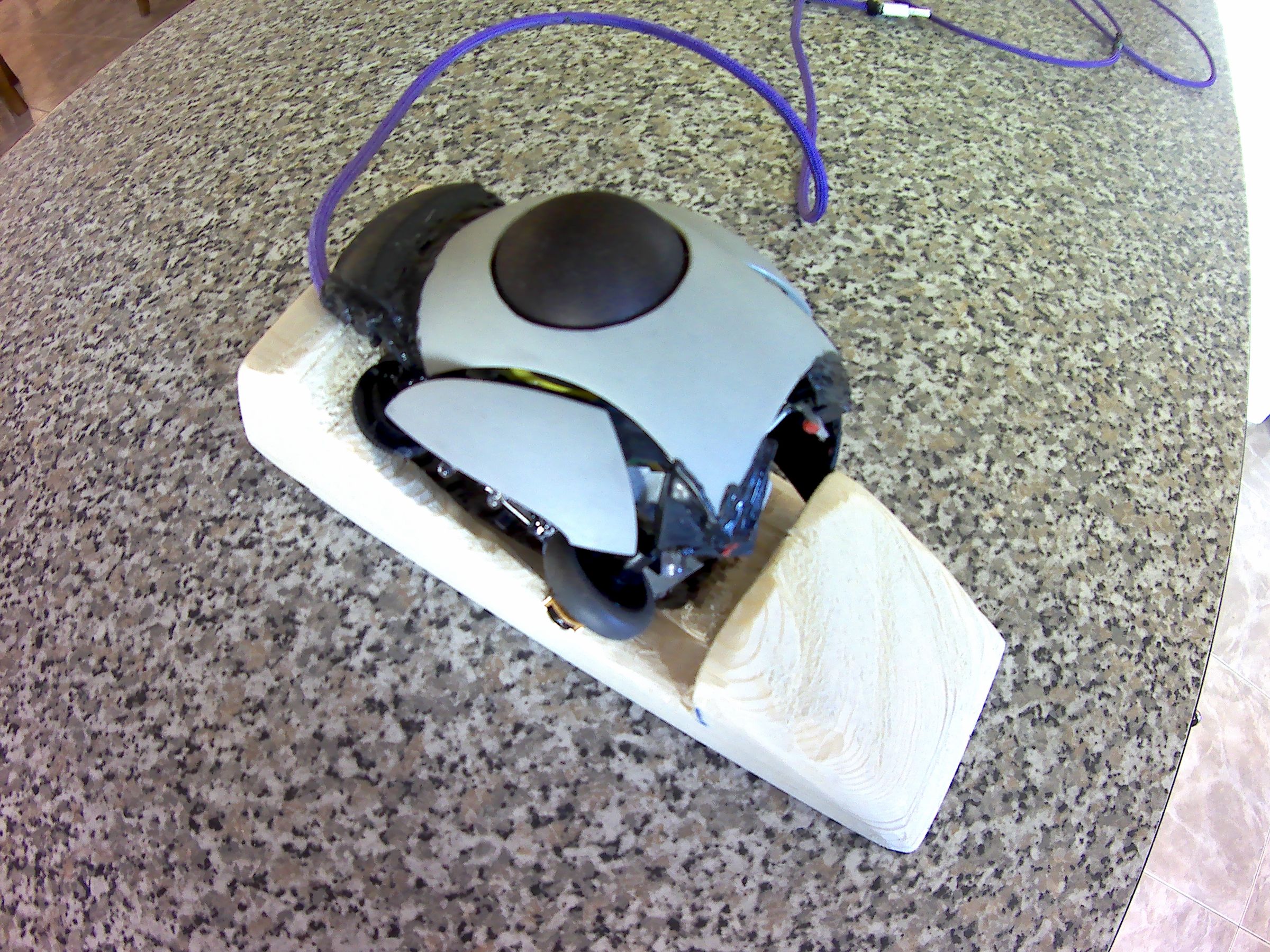 Ultimate GREEN DIY Trackball Mouse From Junk : 10 Steps (with Pictures ...