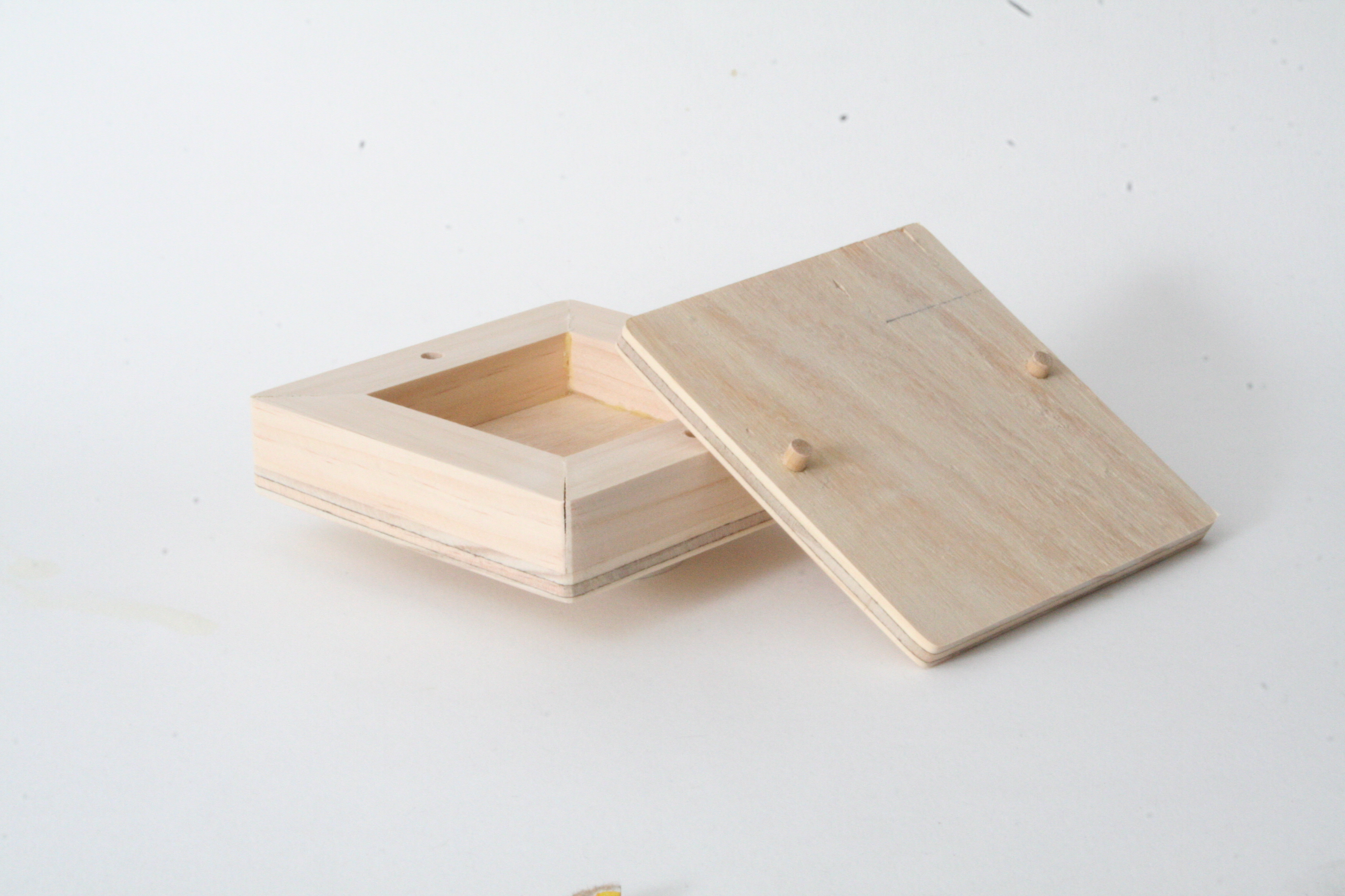 Techniques for Making a Few Simple Boxes : 7 Steps - Instructables