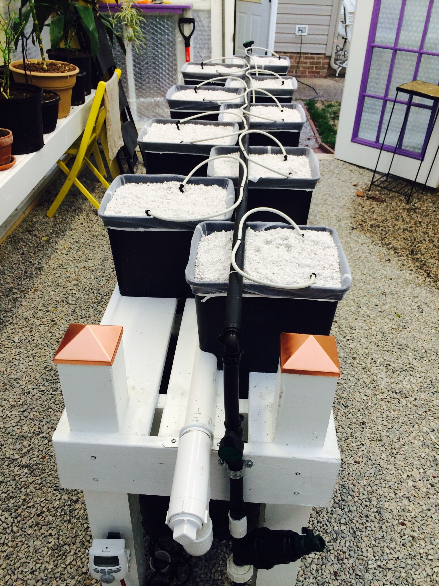 Dutch Bucket Hydroponic System : 27 Steps (with Pictures) - Instructables