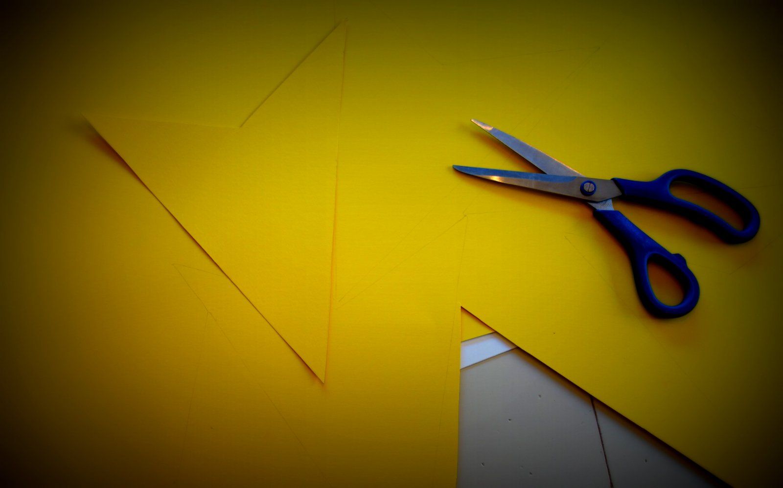 Flashing Paper Lightning Bolt : 3 Steps (with Pictures) - Instructables