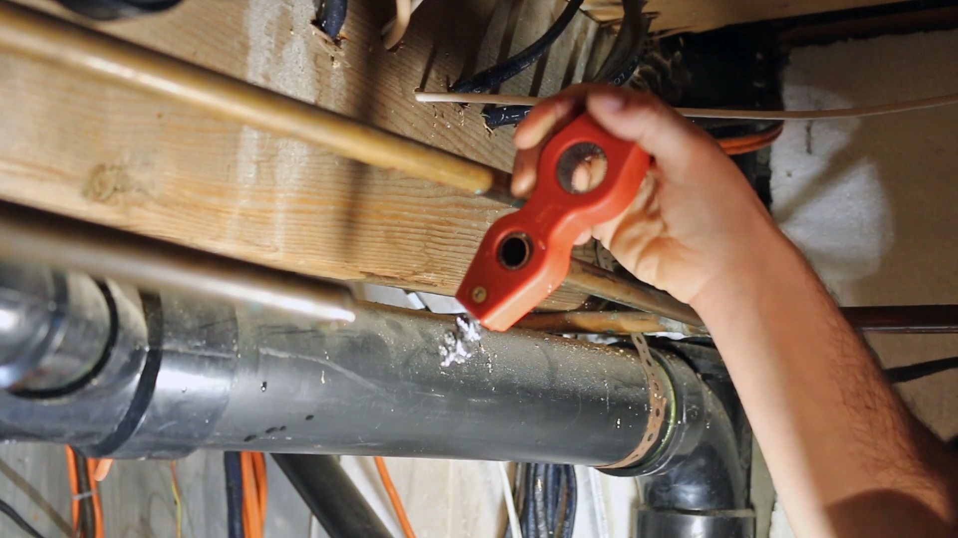 The EASIEST Way to Repair a Copper Pipe! : 4 Steps - Instructables