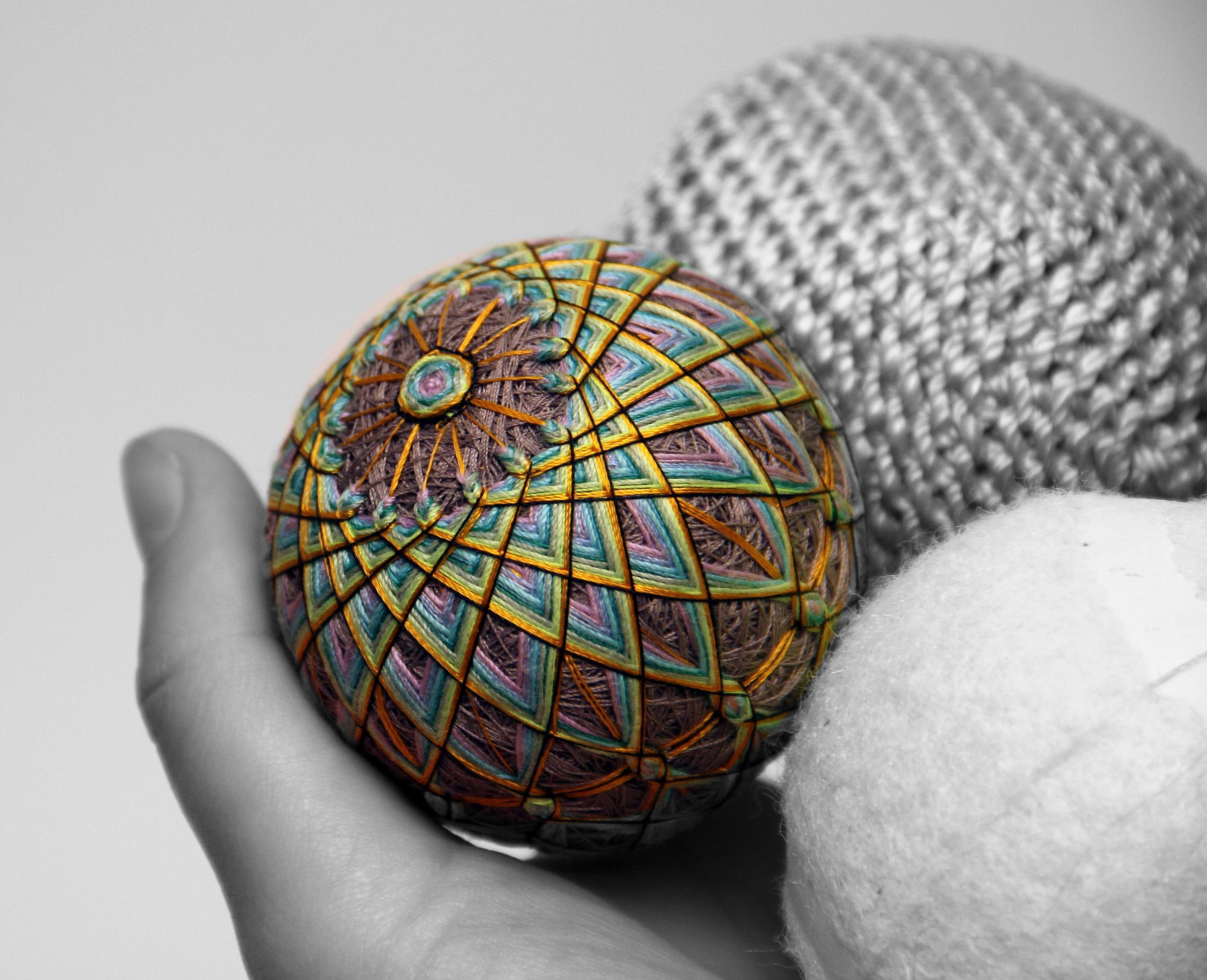 How to Make Temari : 9 Steps (with Pictures) - Instructables
