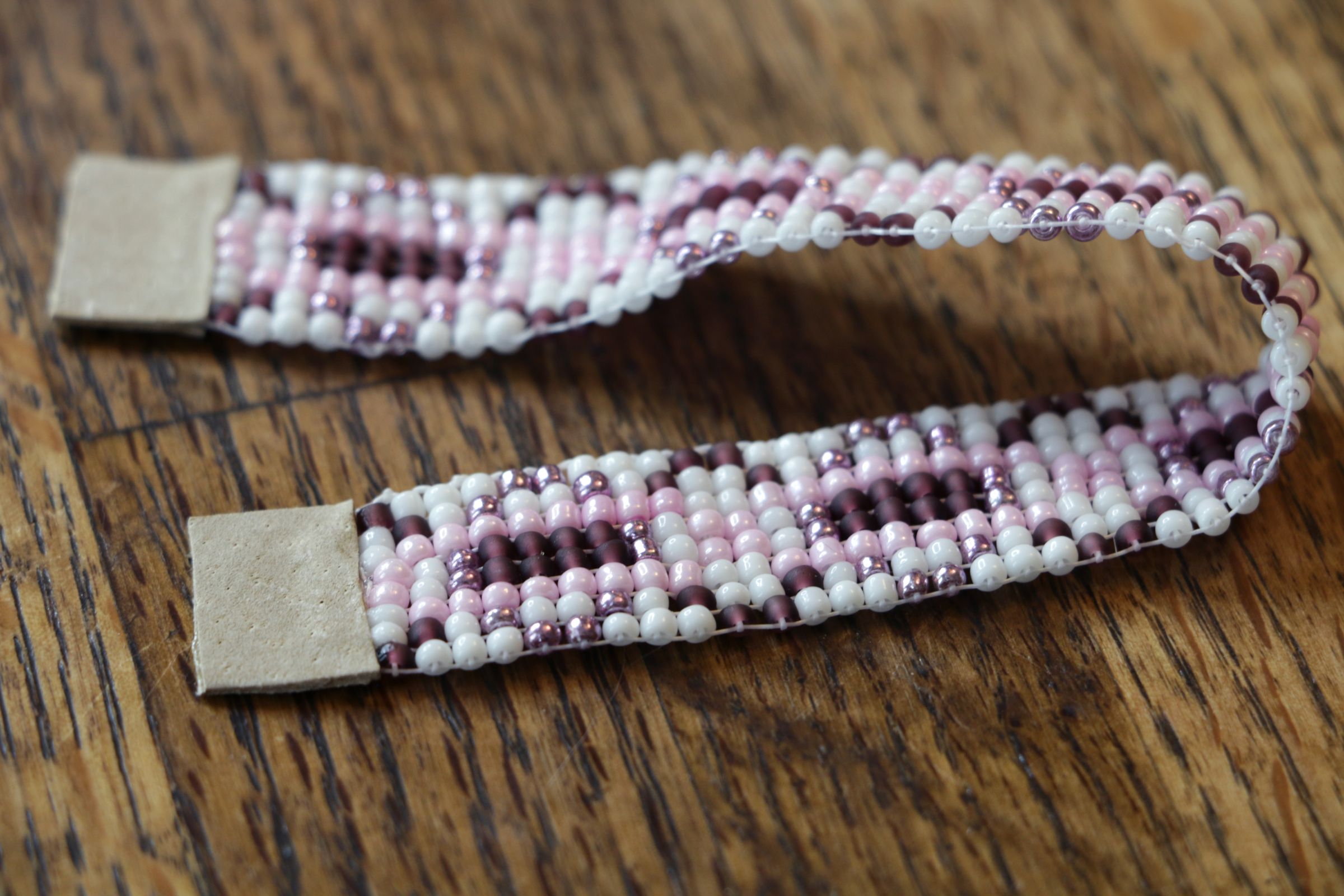 Simple Bead Weaving Loom & Bracelet : 4 Steps (with Pictures ...