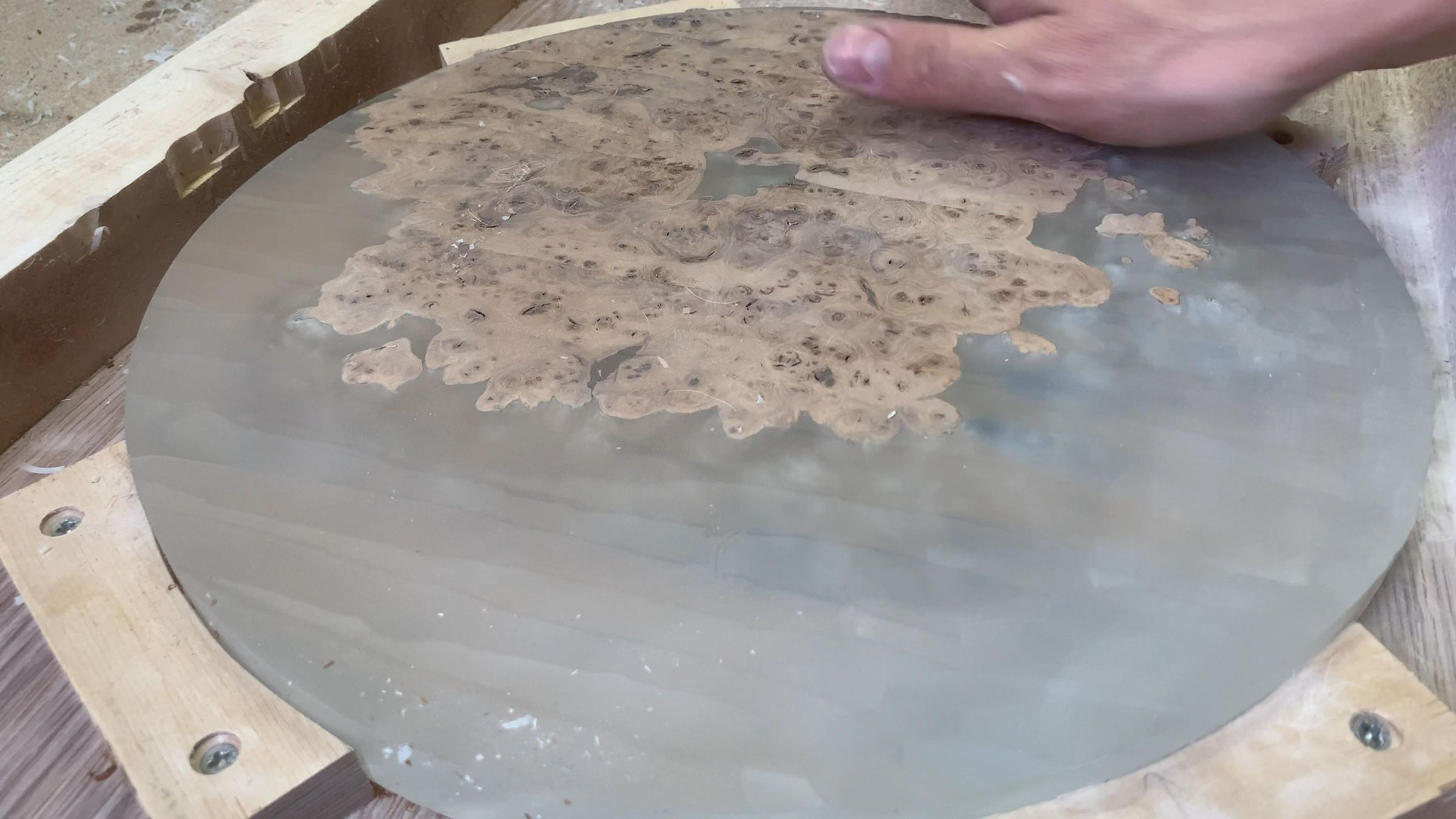 Frosted Epoxy Resin Clock : 20 Steps (with Pictures) - Instructables